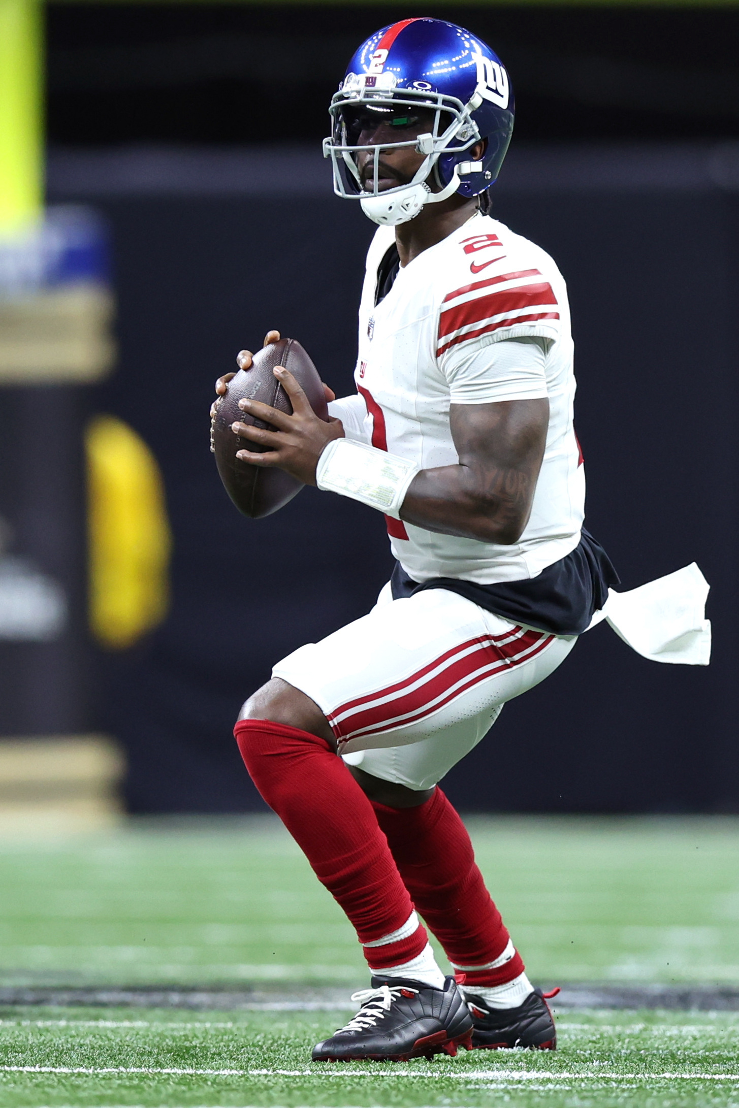 Derek Carr spreads wealth as Saints roll past Giants | Reuters