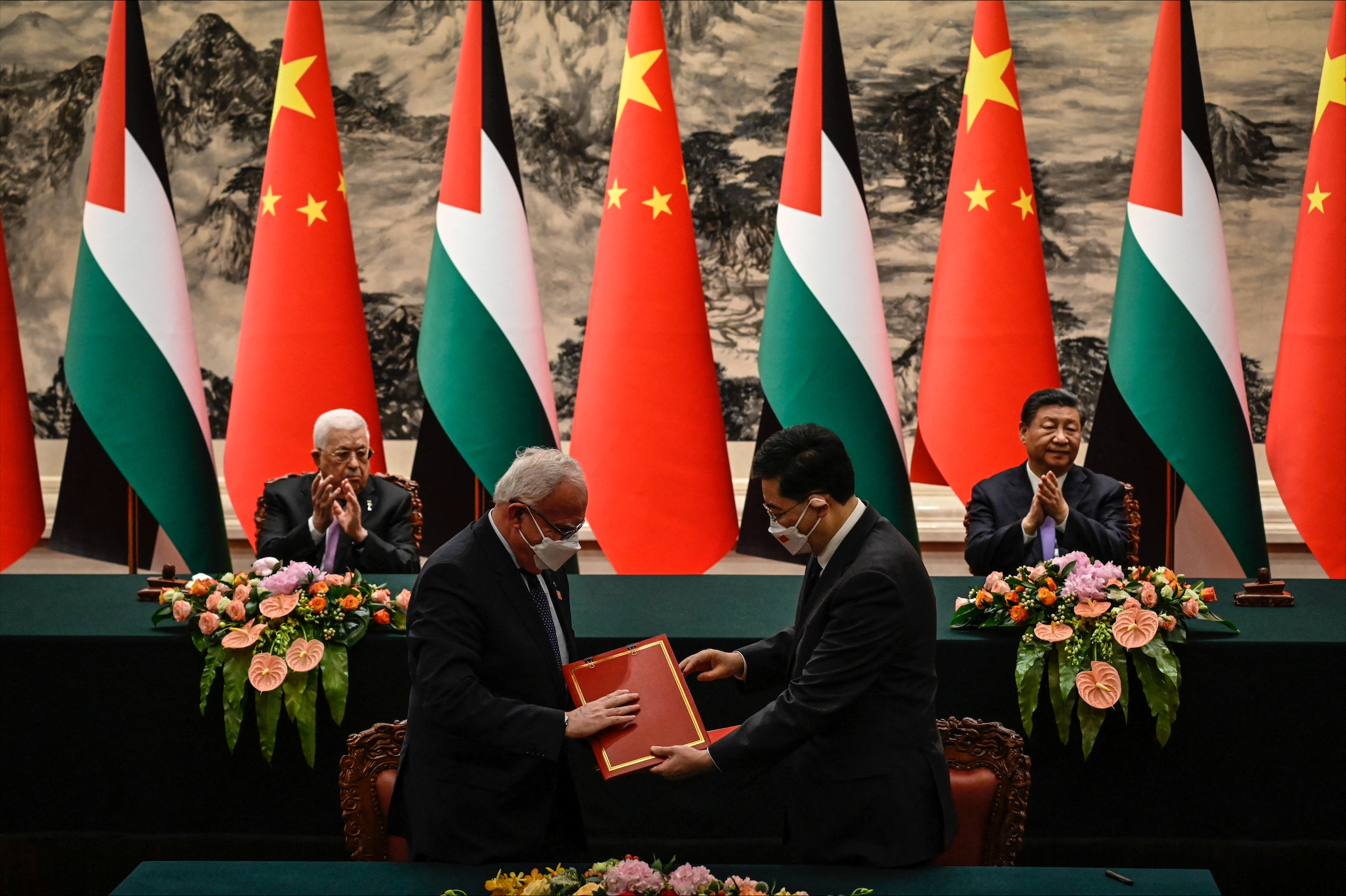 Xi: China willing to help foster Palestinian peacemaking with Israel ...