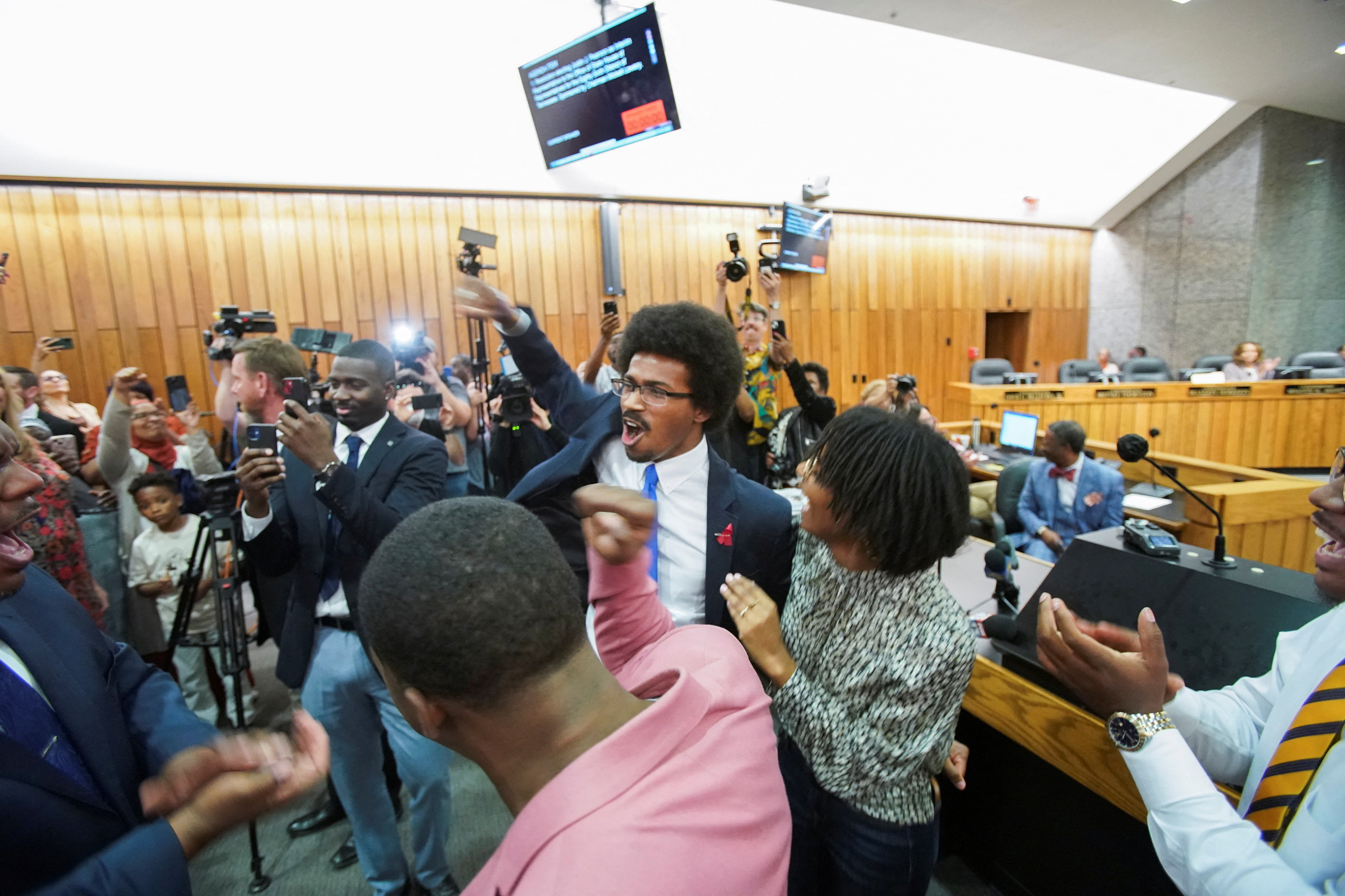 Memphis returns second expelled Tennessee lawmaker back to statehouse ...