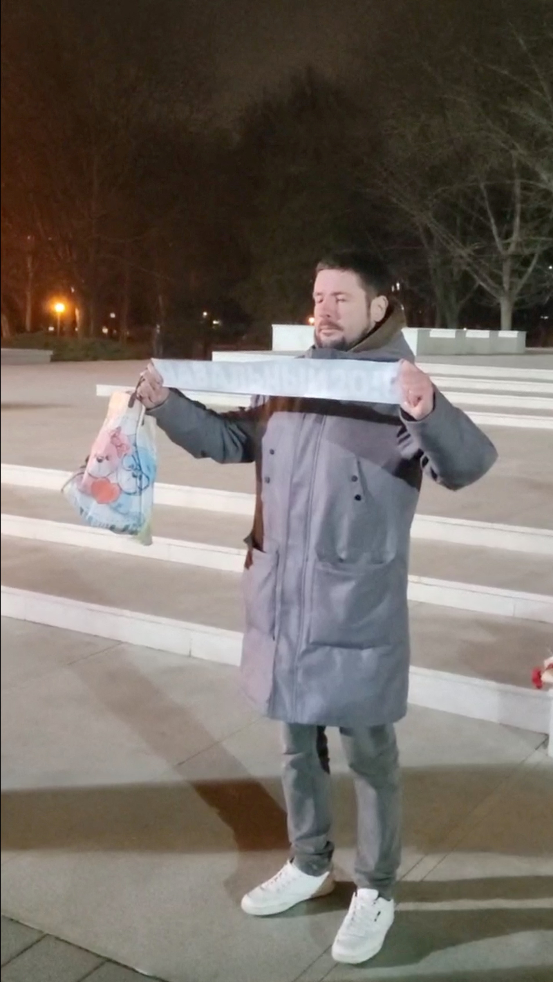 Russian opposition flickers with support for jailed Navalny protester ...