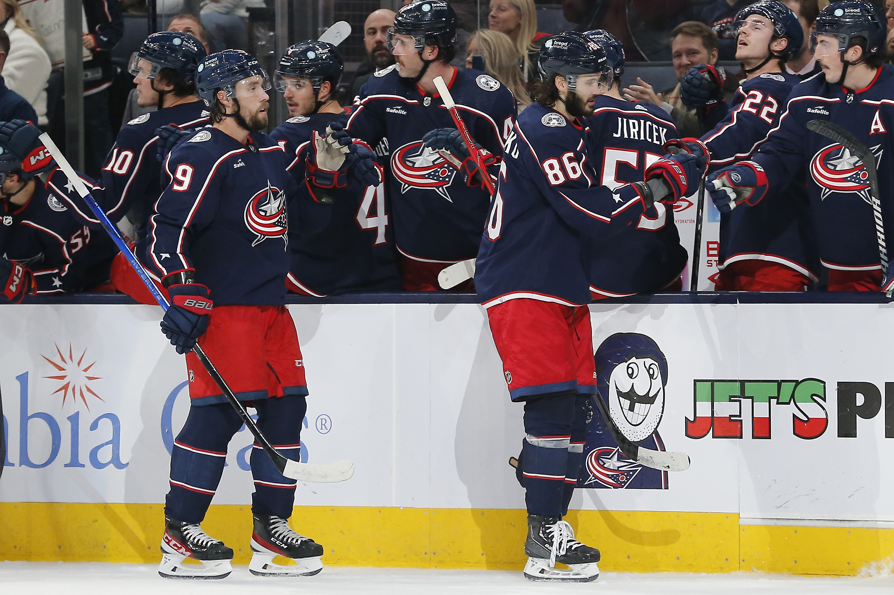 Blue Jackets pile on early, rout Blackhawks at home | Reuters