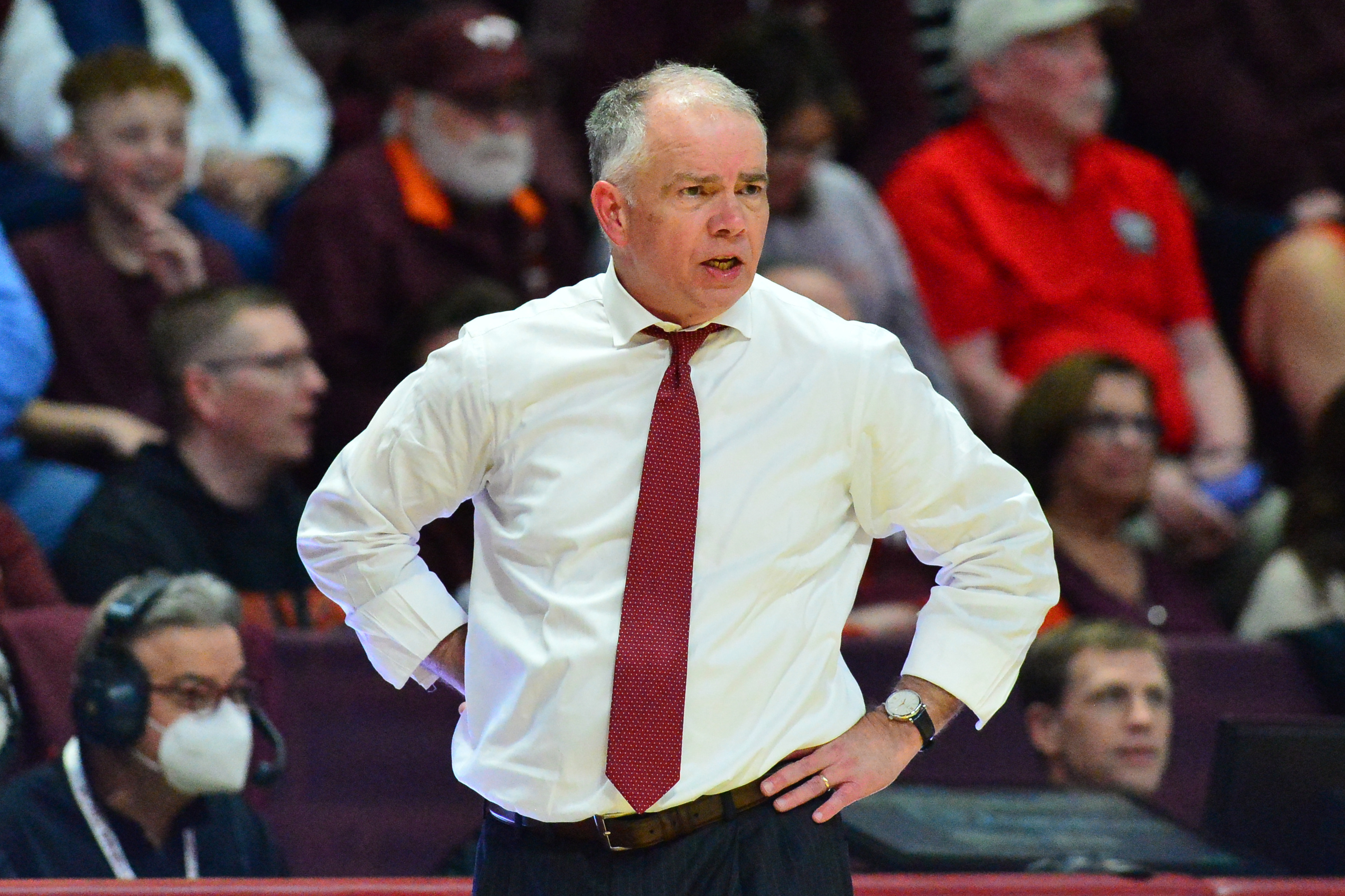 Virginia Tech uses 20-point run to embarrass rival Virginia | Reuters