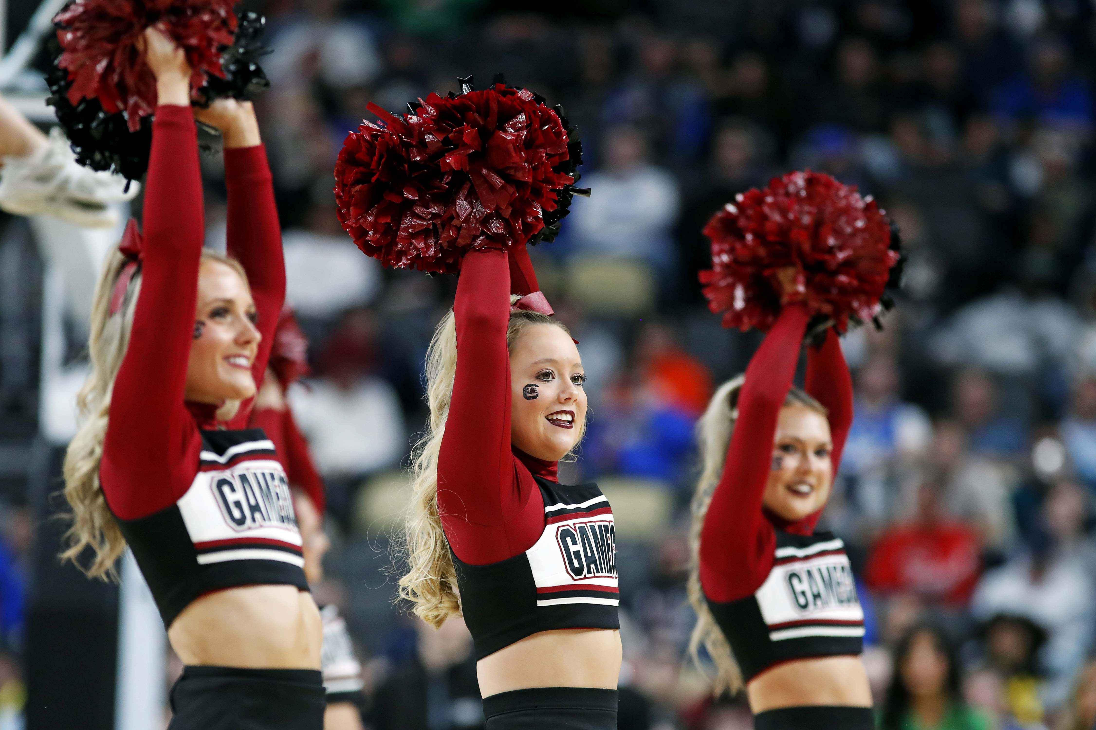 Jermaine Couisnard powers 11th seed Oregon past 6th seed South Carolina ...