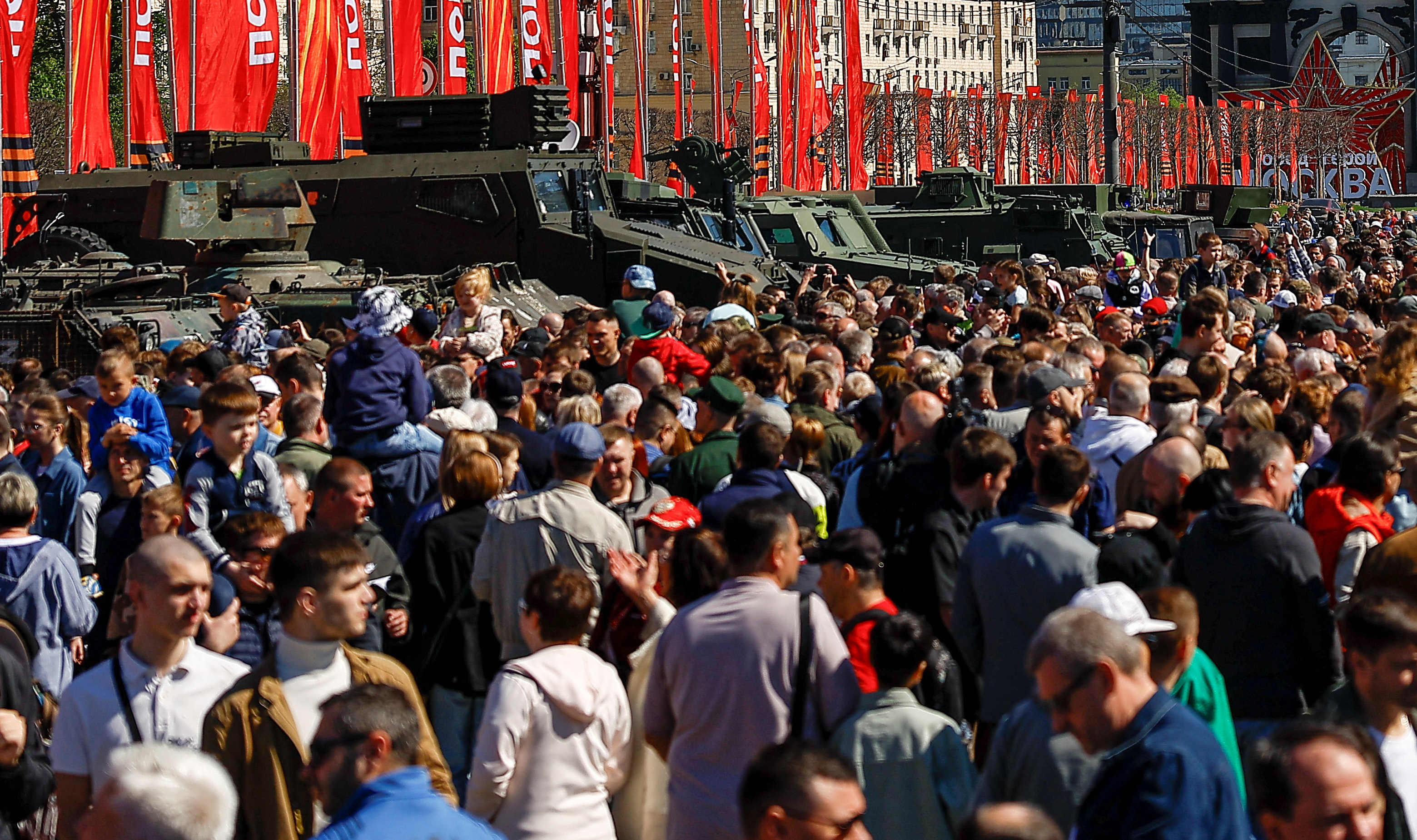 Russians throng to display of Western 'trophy' tanks captured in Ukraine | Reuters