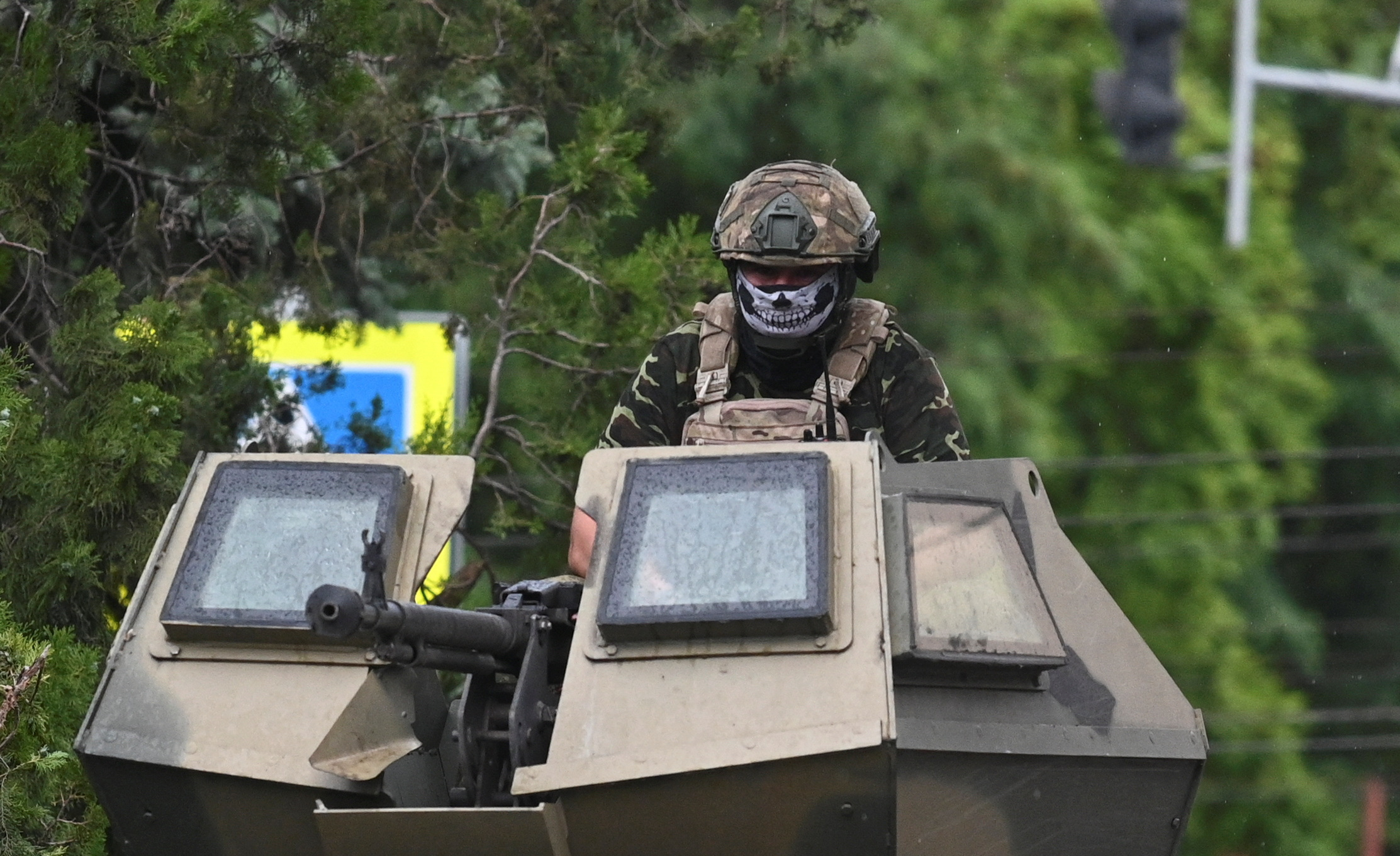 In pictures: Rebel Russian mercenaries barrel toward Moscow - June 24 ...