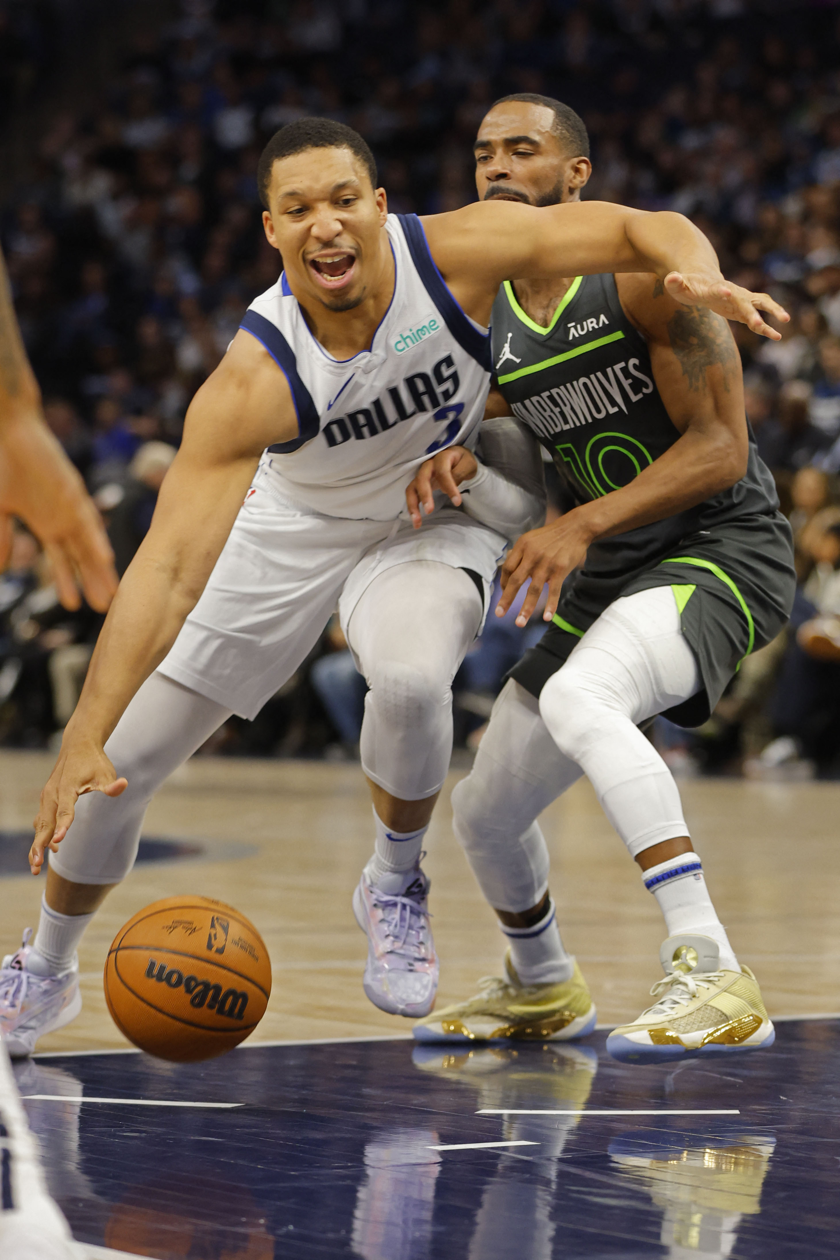 Anthony Edwards puts up 44 as Wolves best Mavs | Reuters
