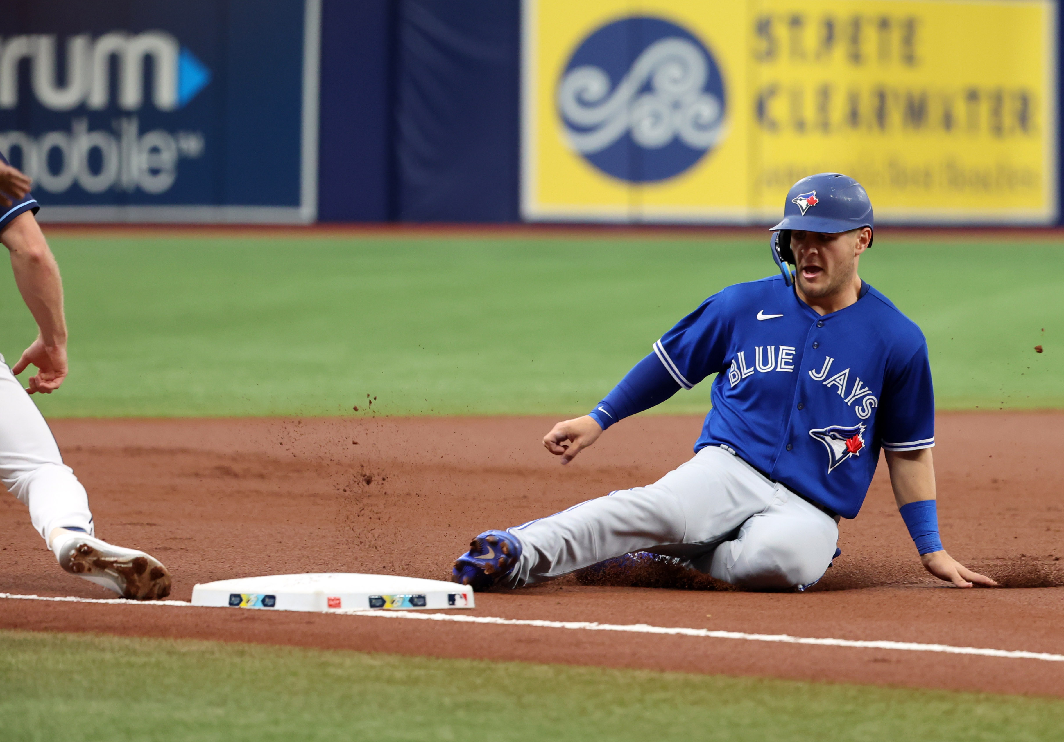 Zach Eflin, Randy Arozarena fuel Rays past Blue Jays | Reuters