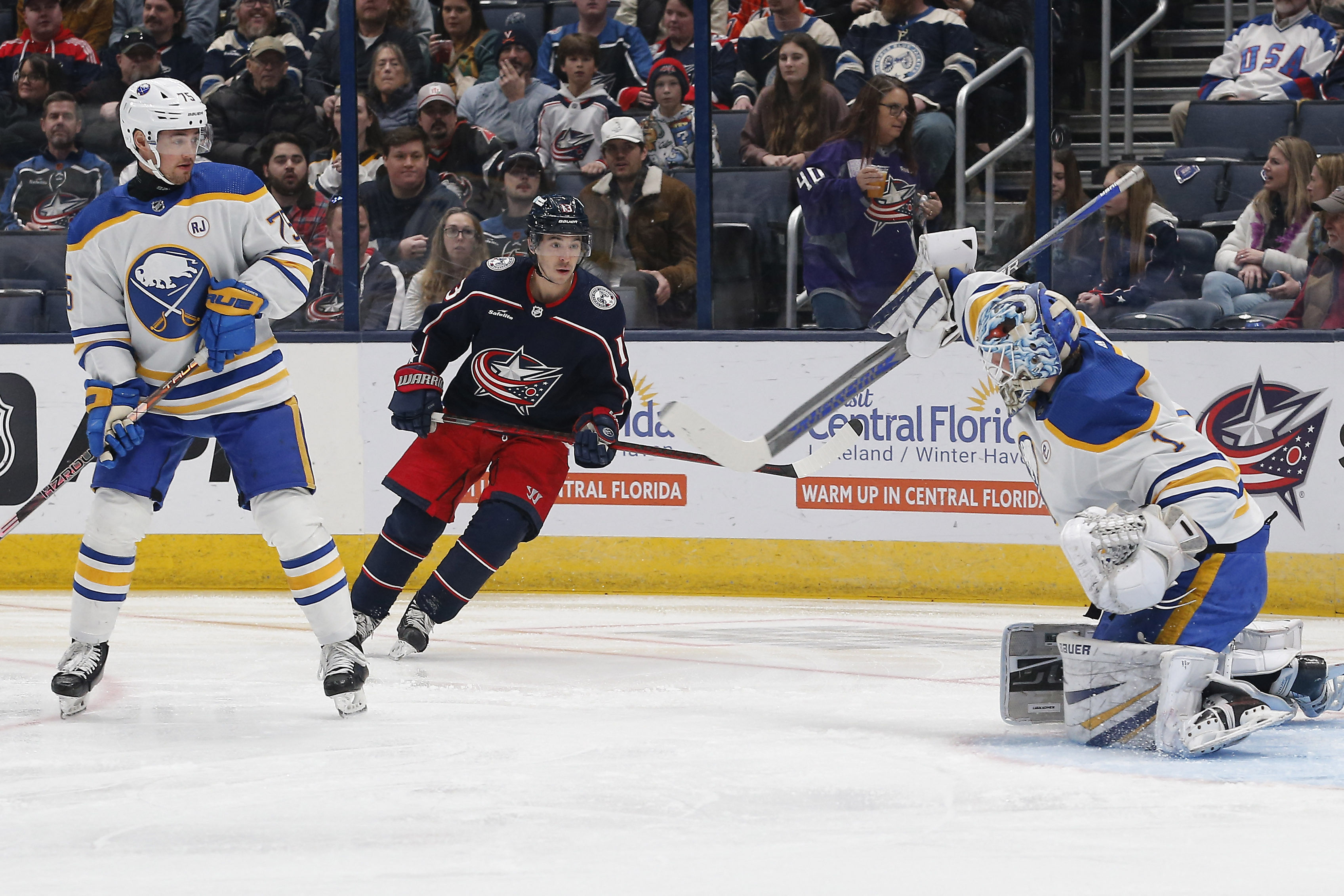 Third-period goal pushes Sabres past Blue Jackets | Reuters