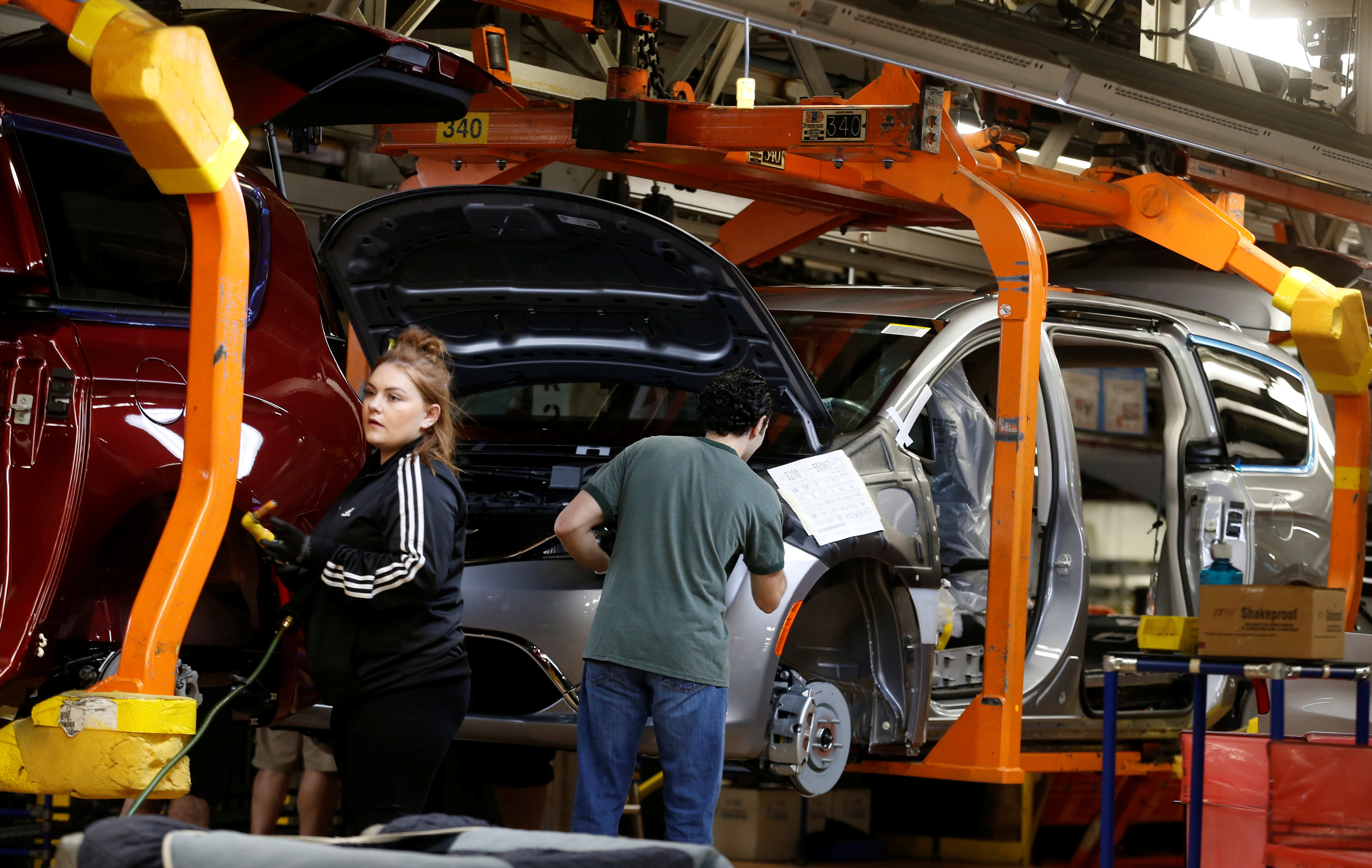 Canada December retail sales up 0.5% on autos, seen up 0.7% in January ...