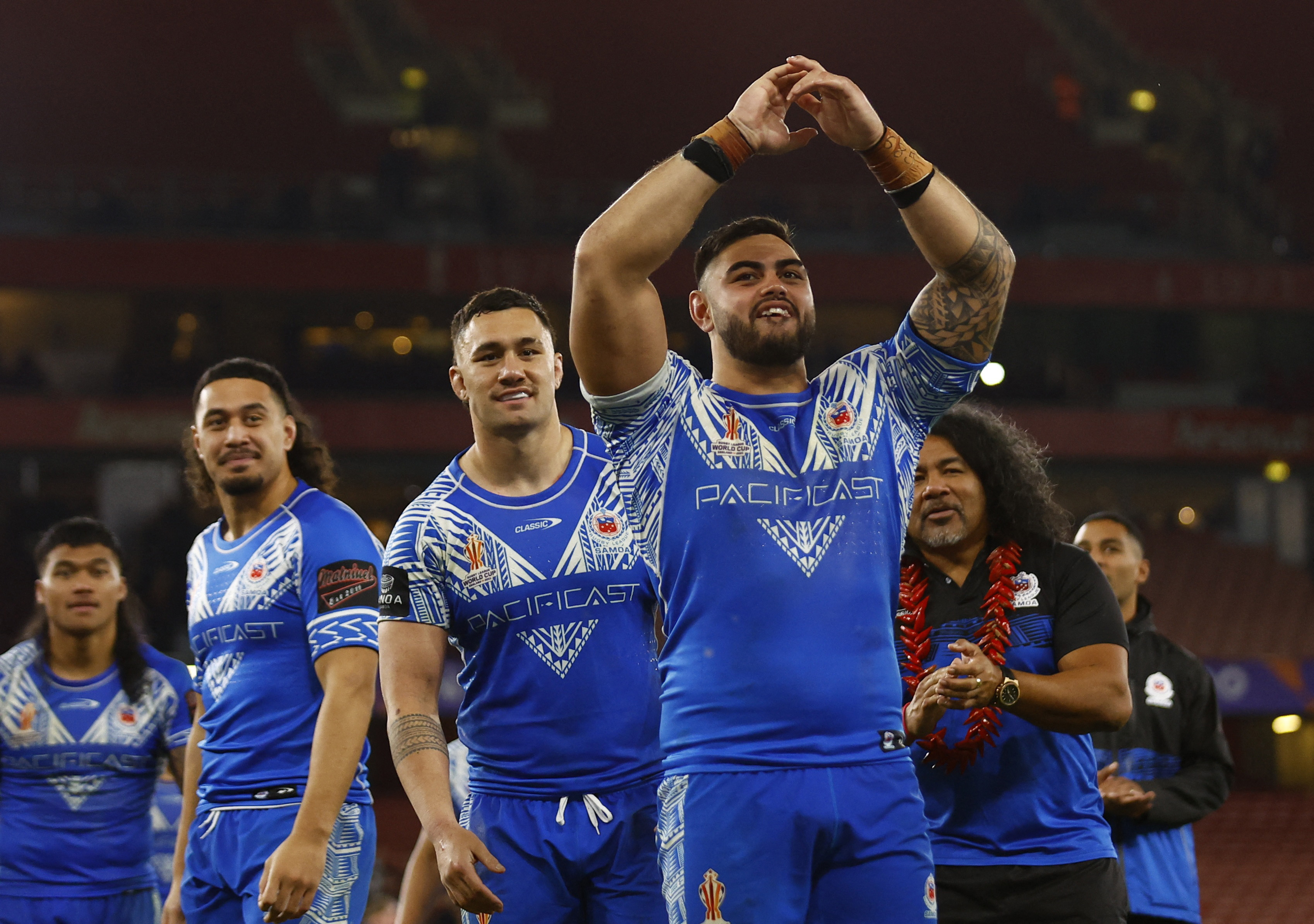 Rugby league-Samoa one step away from ultimate sporting fairytale | Reuters