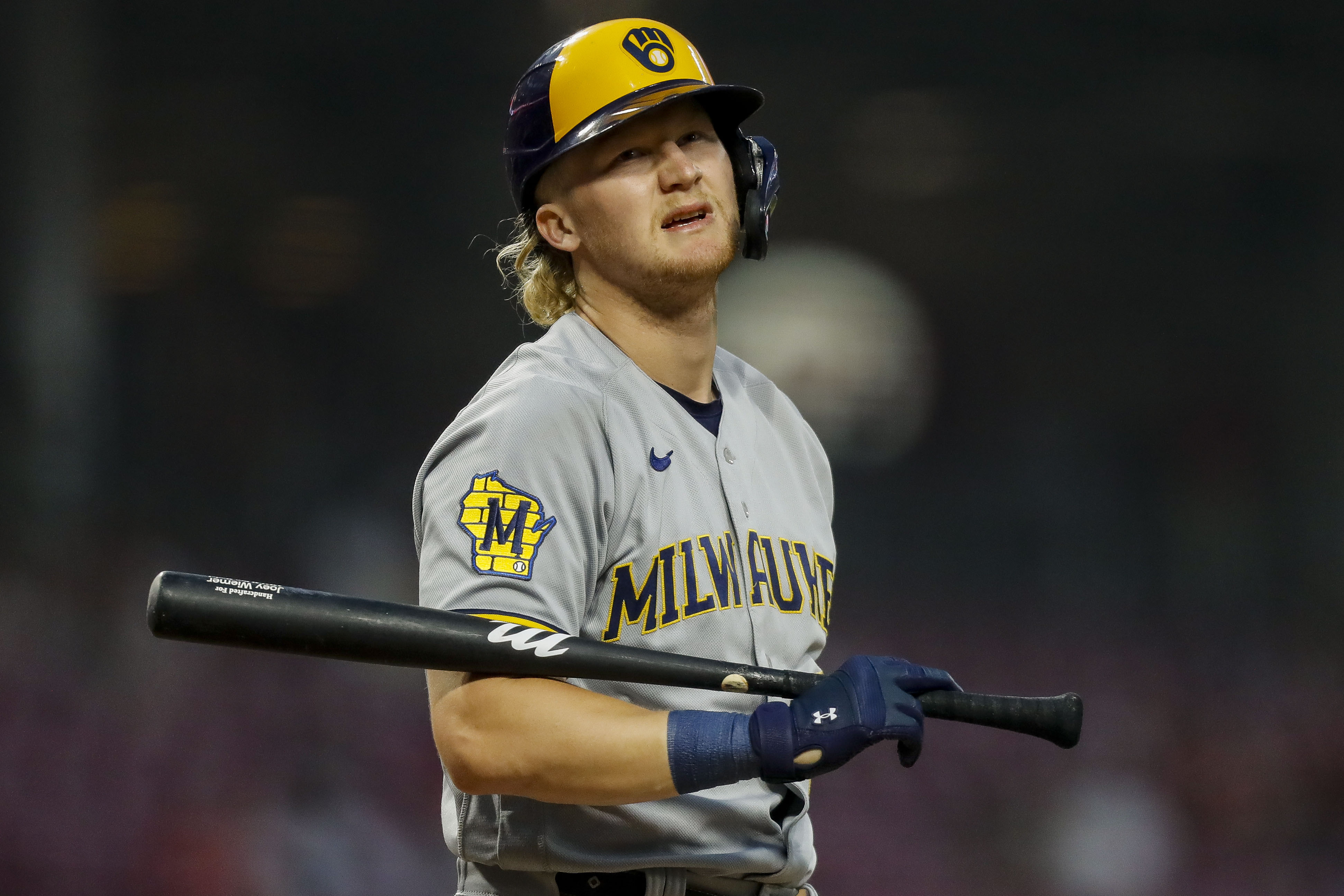 Andrew Abbott shines in debut as Reds clip Brewers | Reuters