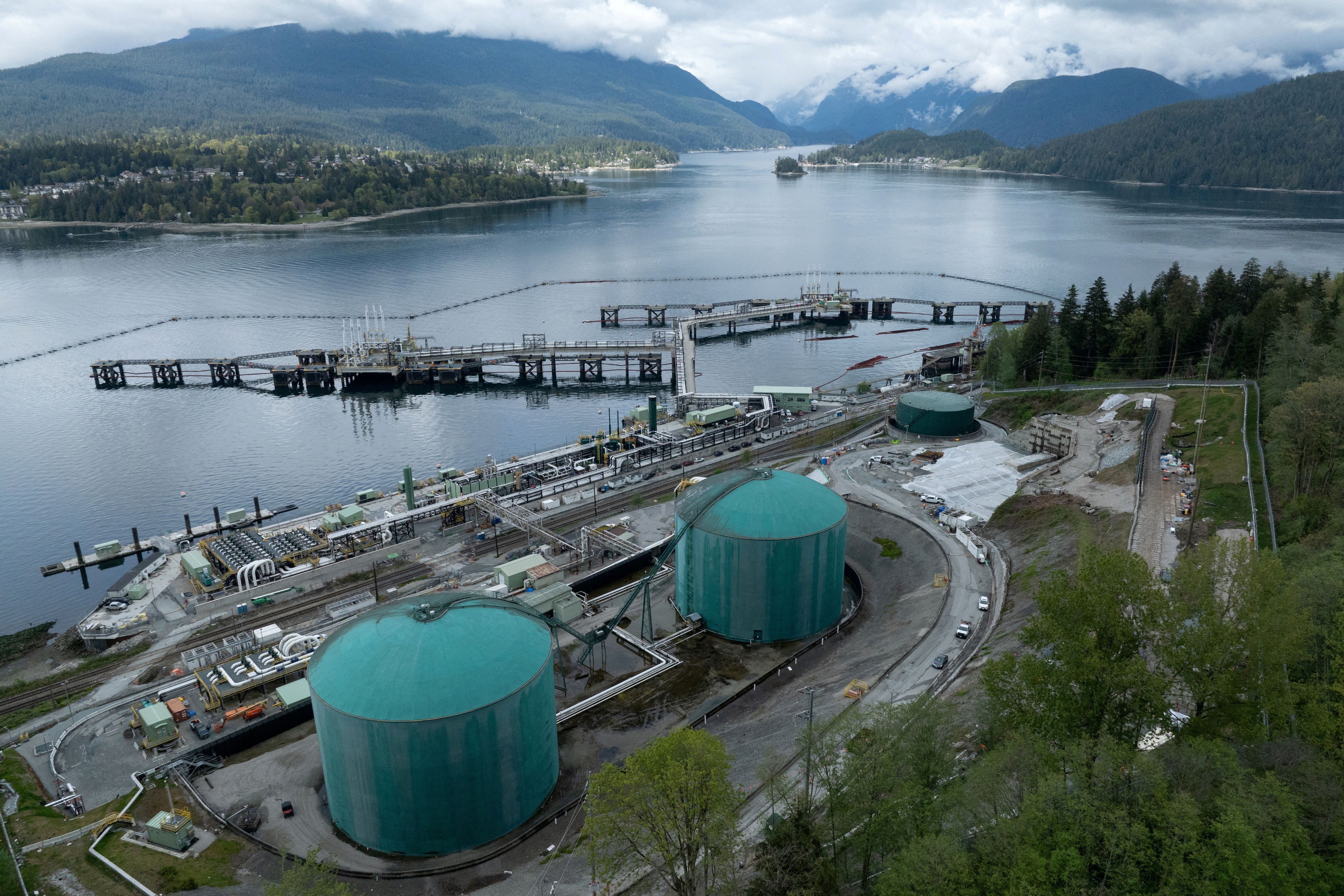 Port Constraints for Canada's Trans Mountain Pipeline May Crimp Oil ...
