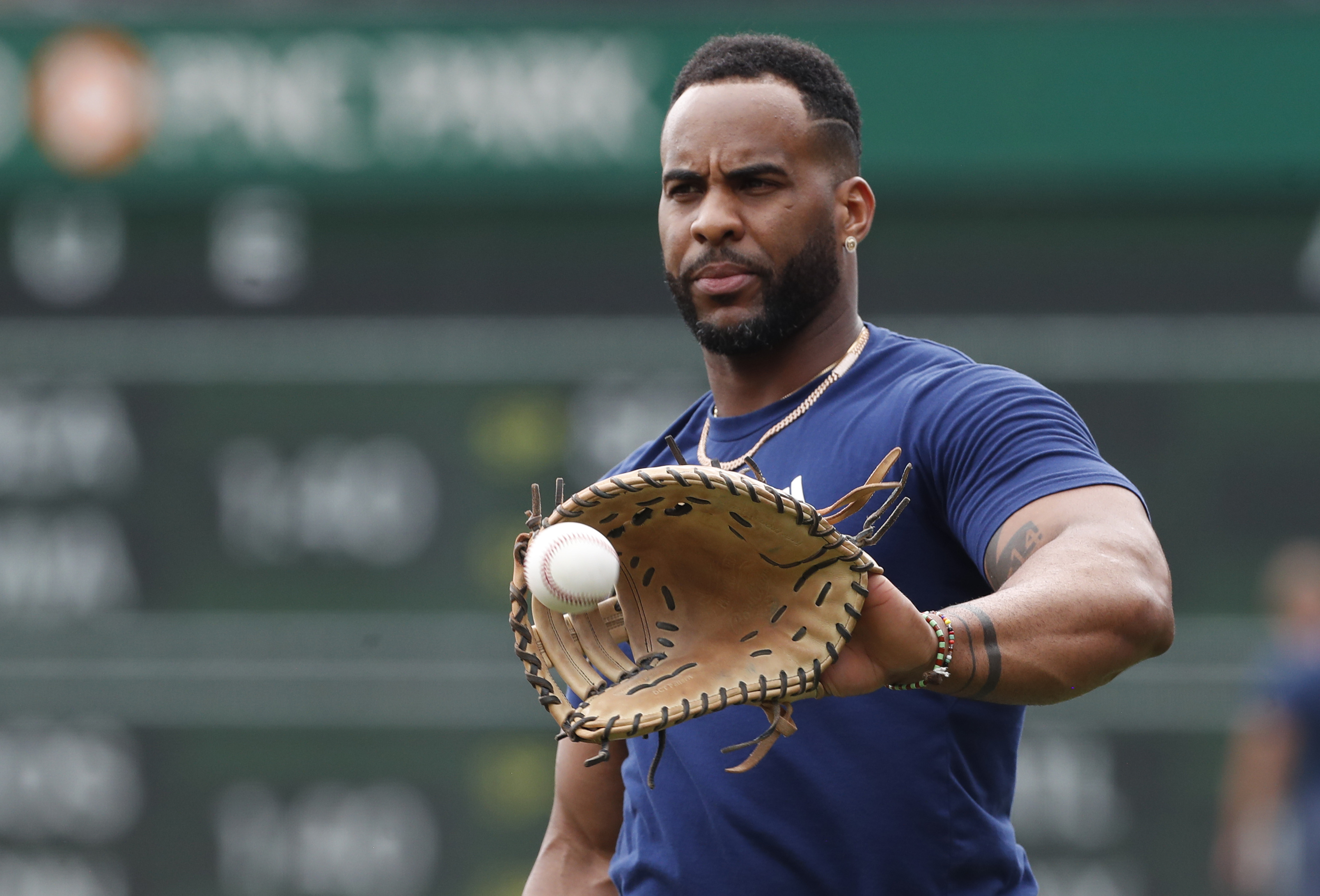 Yandy Diaz, Rays jump ahead early, take series from Pirates | Reuters