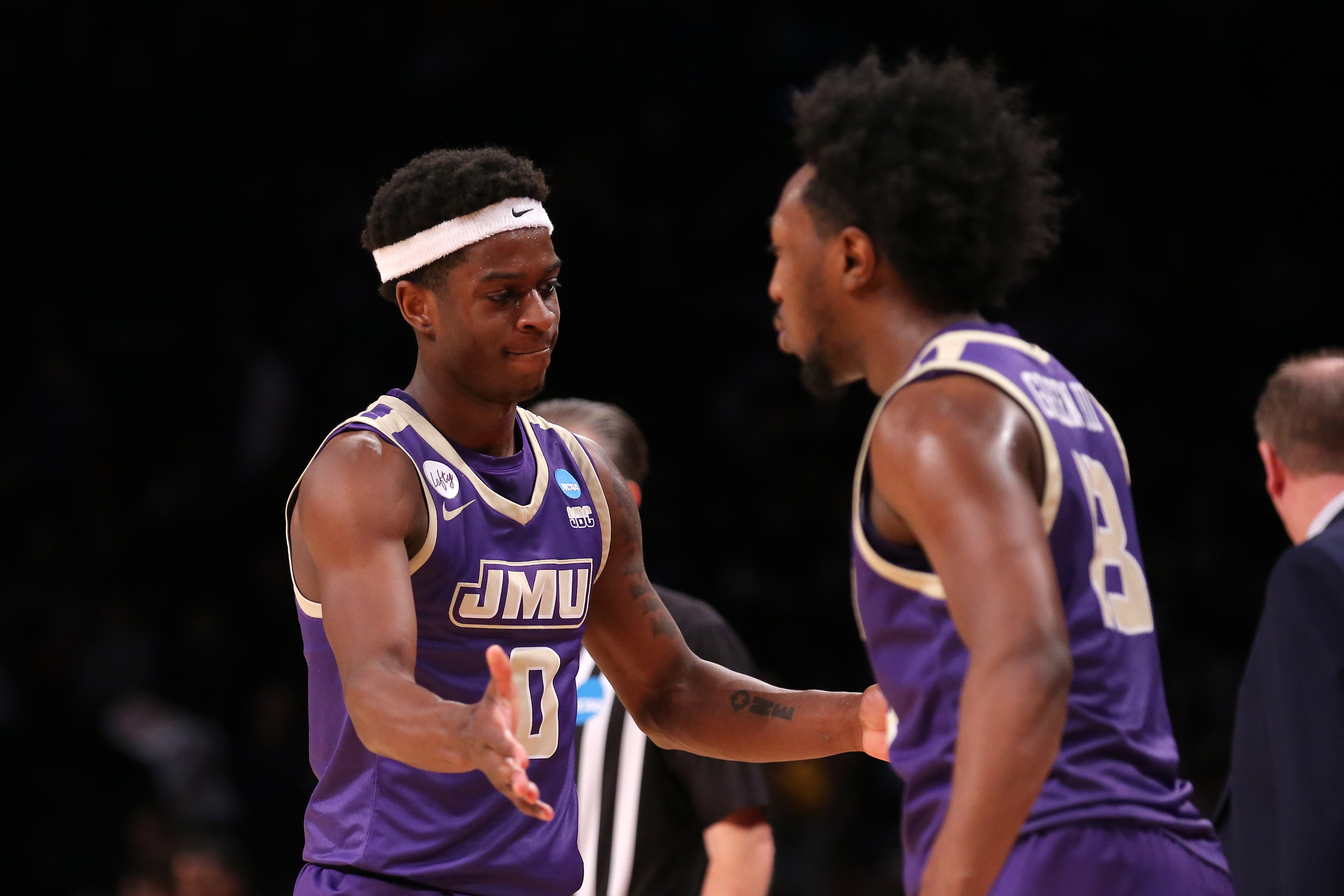 James Madison leads wire to wire in upset of Wisconsin | Reuters