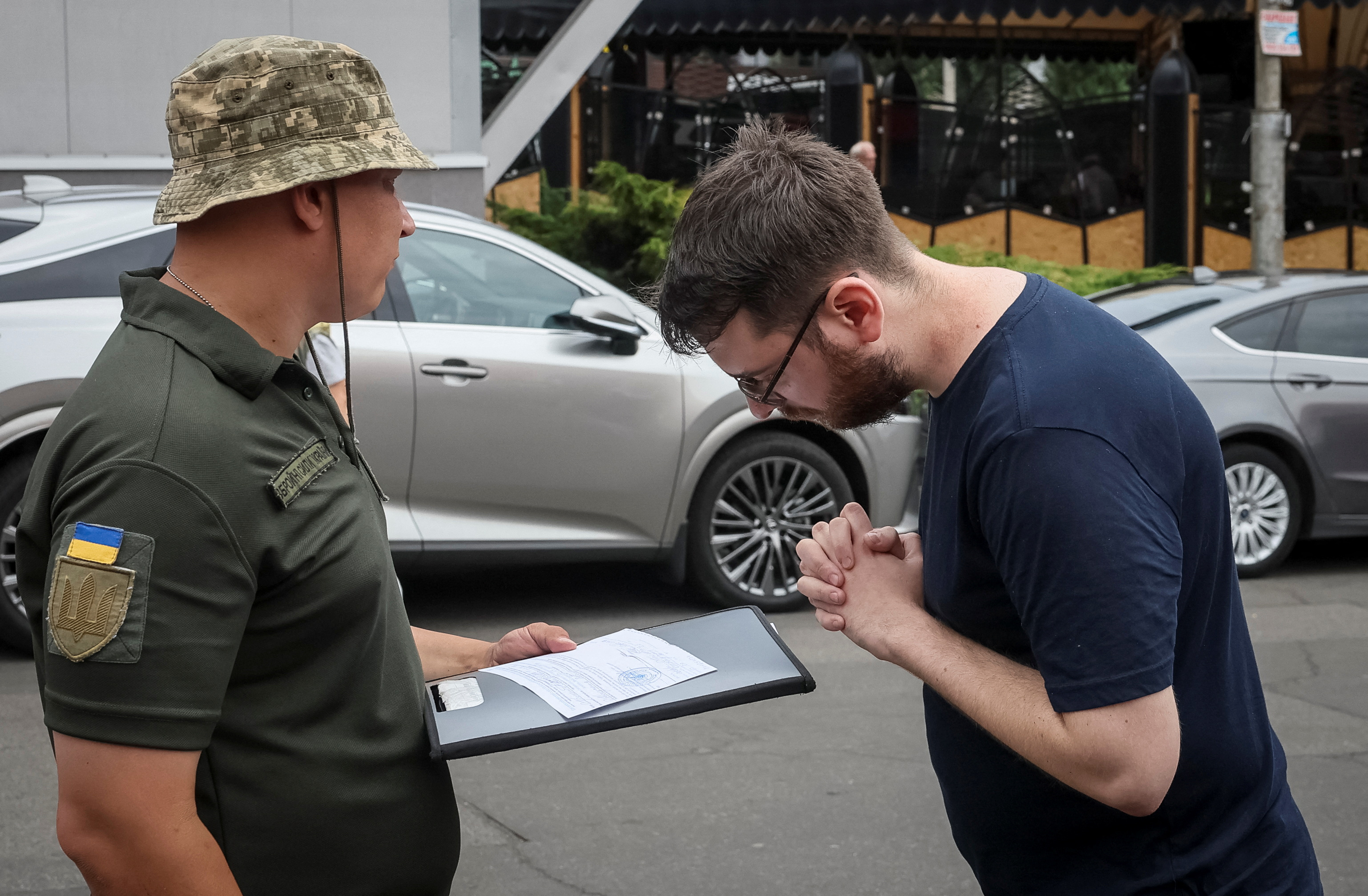 Ukraine's mobilisation campaign picks up despite faltering enthusiasm ...