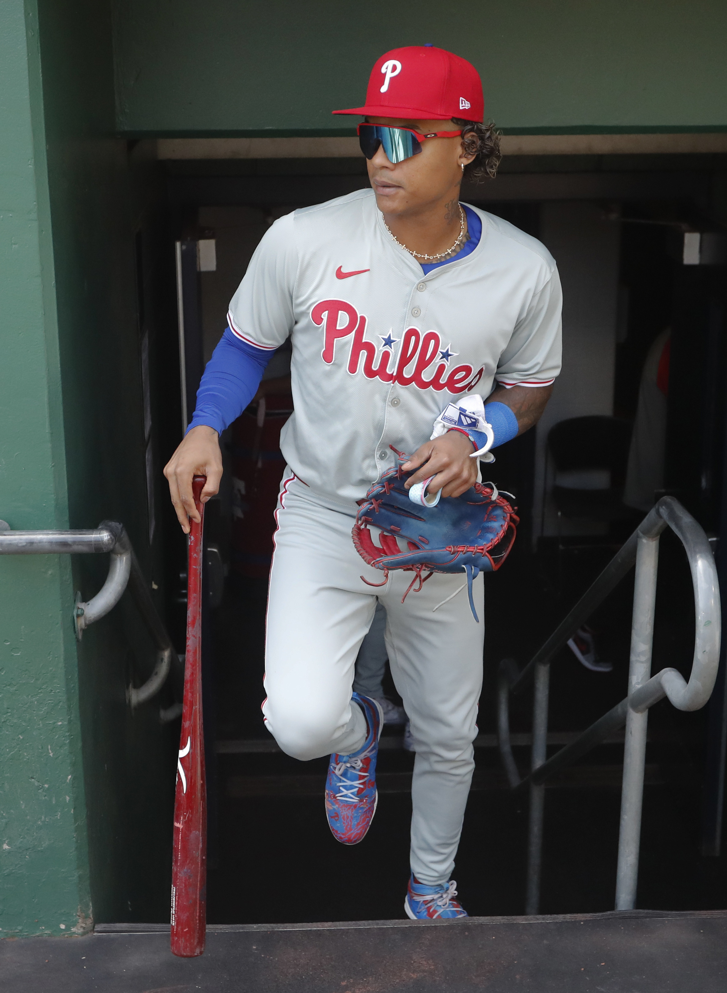 Tyler Phillips, Phillies' bullpen twirl shutout to end Pirates' streak ...