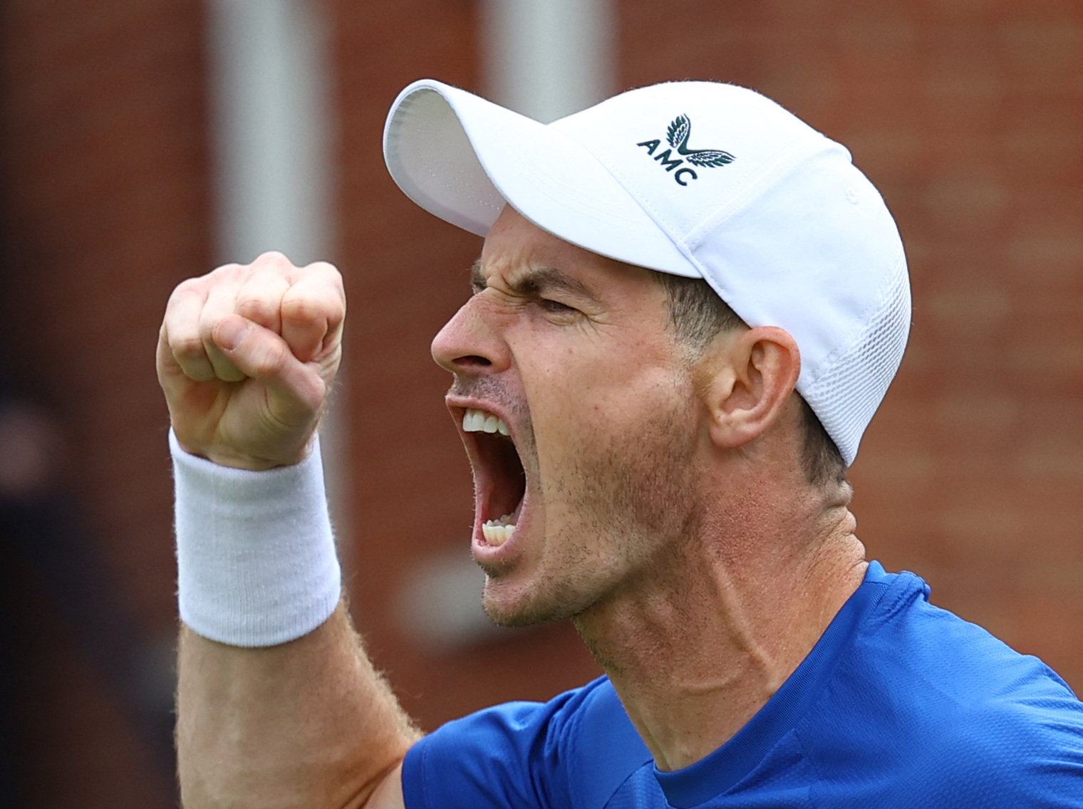 Murray wins at Queen's in 1,000th professional match | Reuters