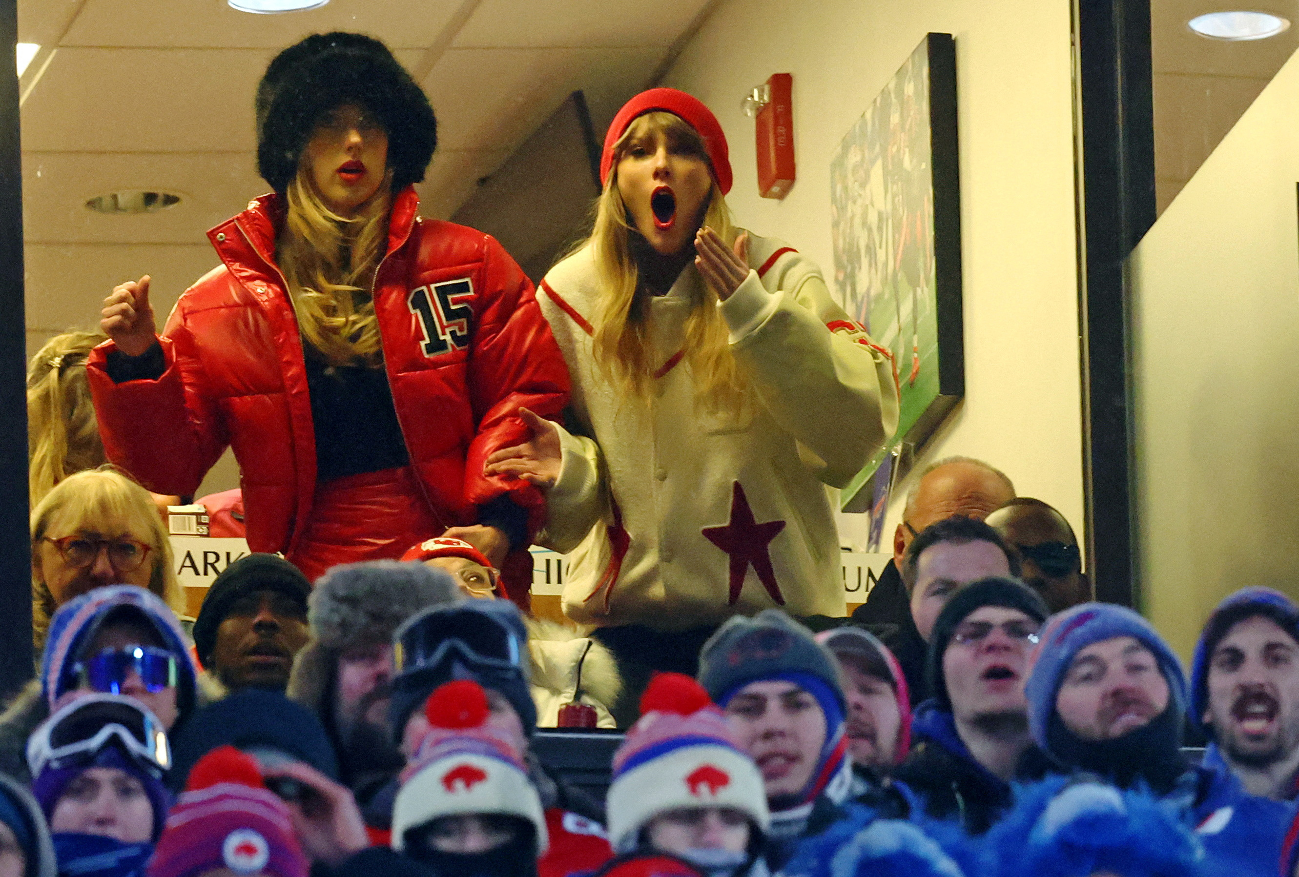 In pictures: Taylor Swift cheering on at Chiefs games - January 25 ...