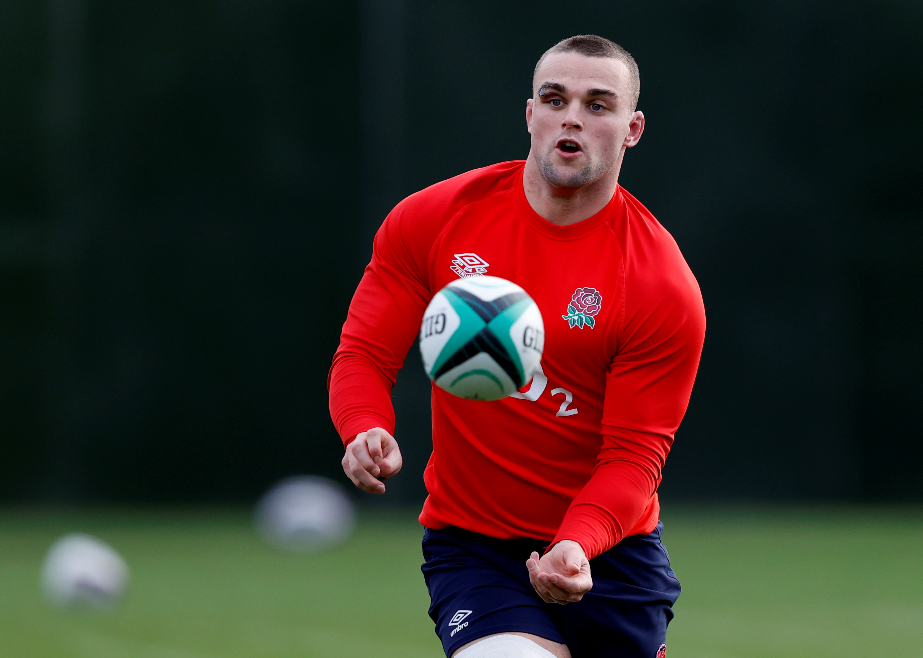 Saracens flanker Earl named Premiership Player of the Season | Reuters