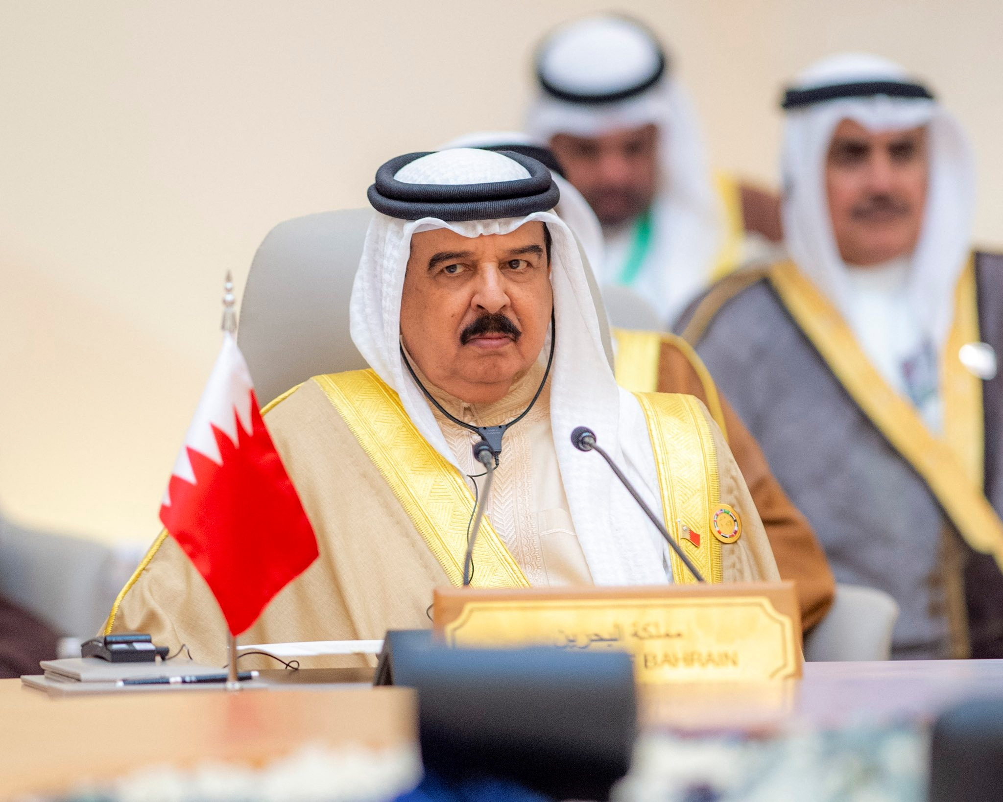 Israeli president touts business ties on first Bahrain visit | Reuters