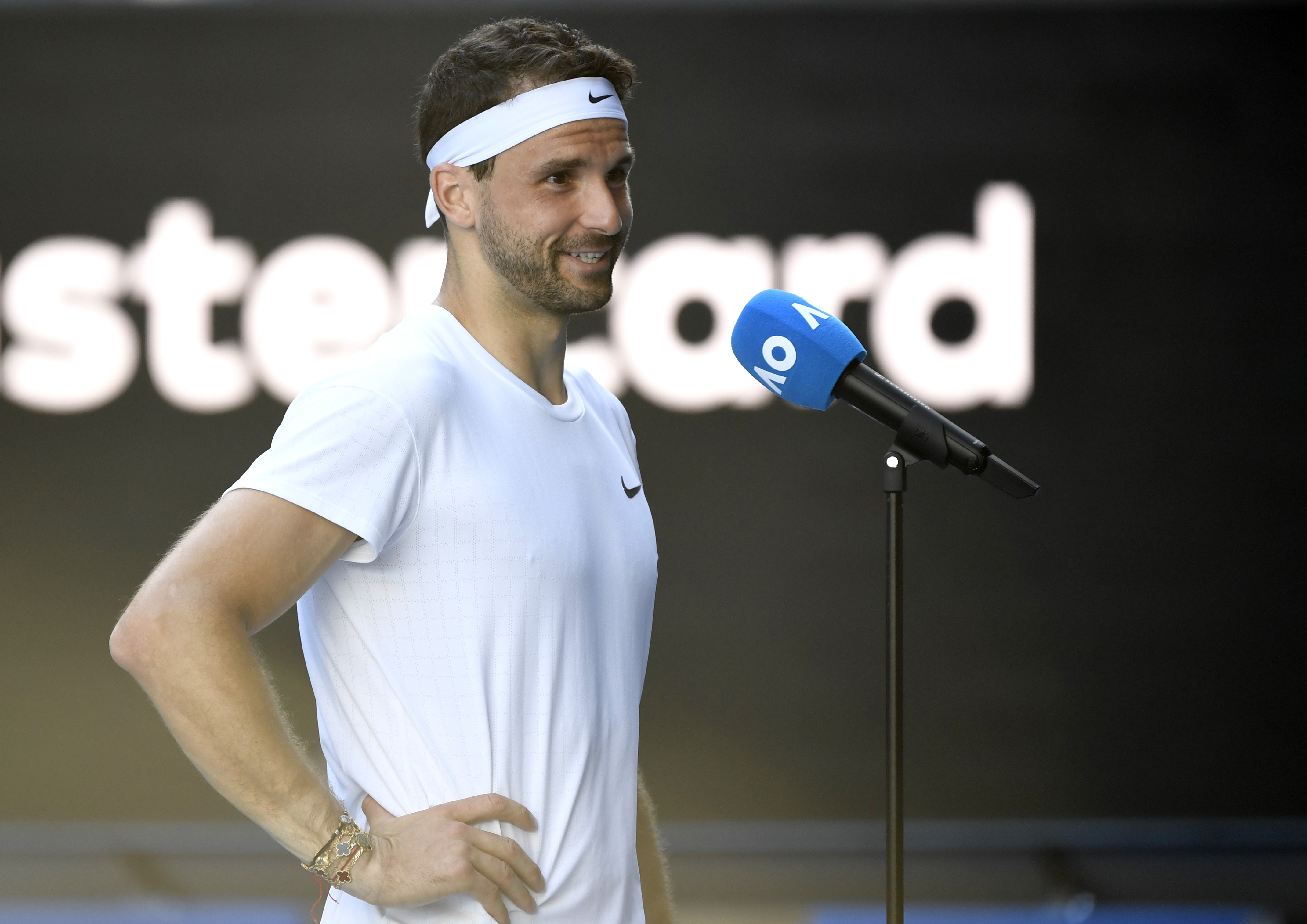 Tennis-'I'm not a machine', third seed Thiem slumps out | Reuters