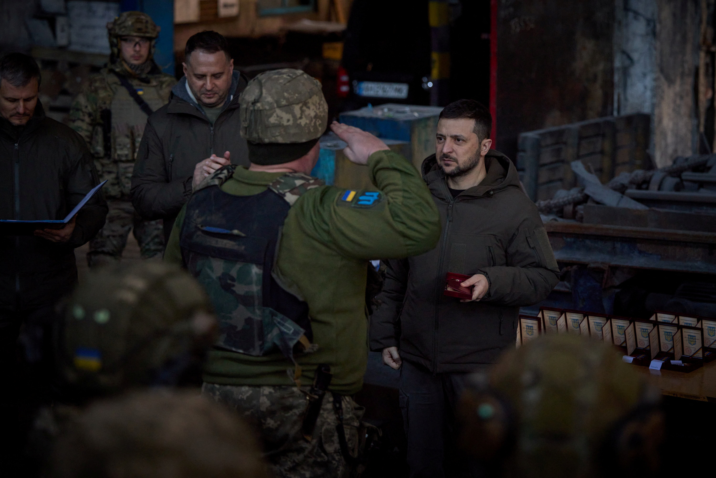 Ukrainian president visits frontline Bakhmut, hails 'superhuman' troops ...