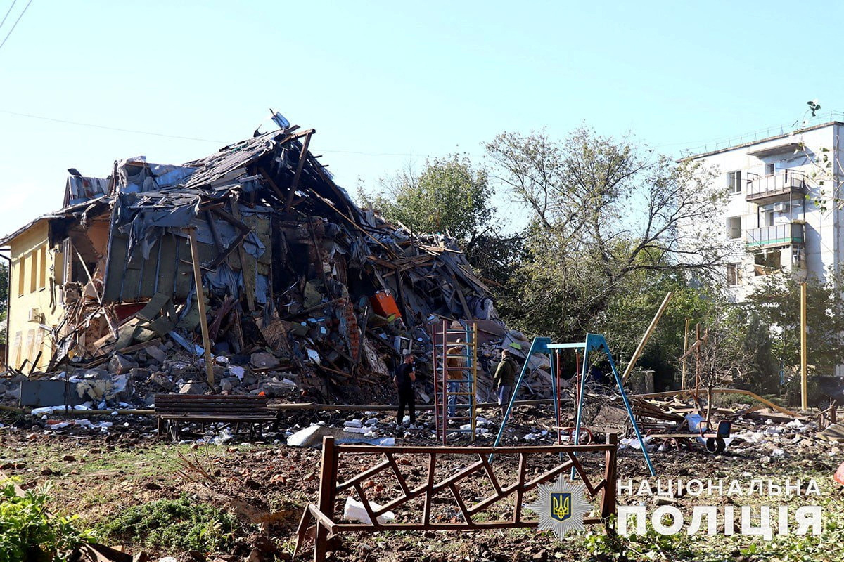 Russian attack on Ukrainian town west of Donetsk injures 13, official ...