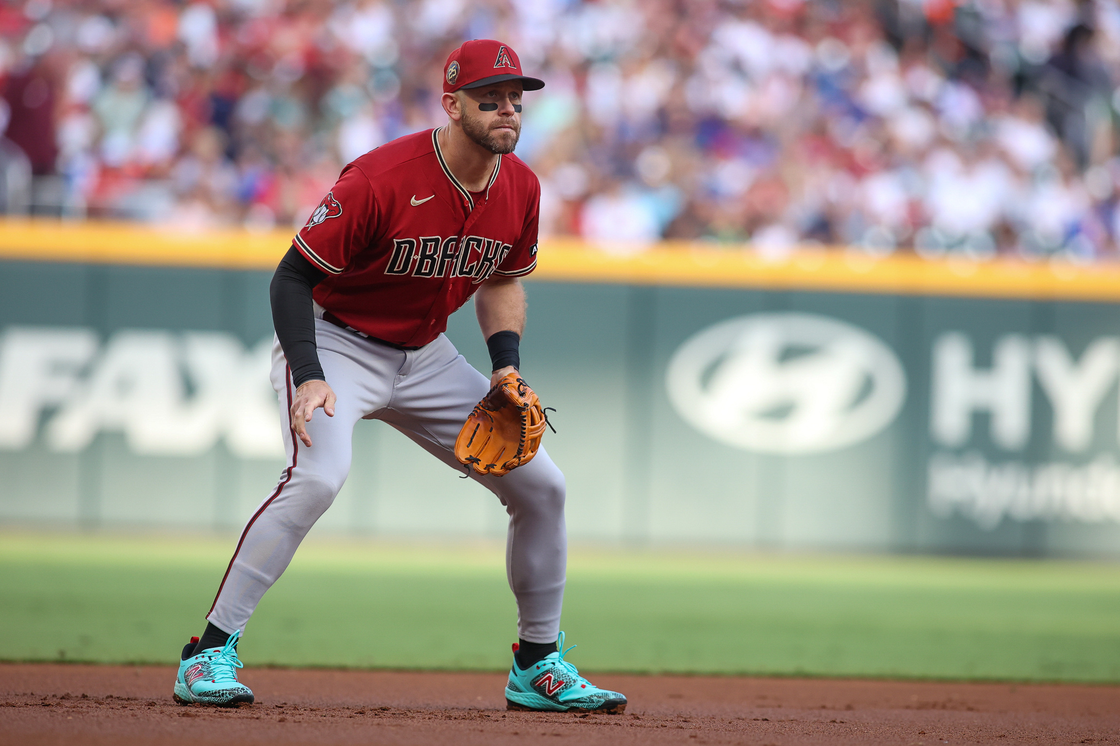 Ryne Nelson, Diamondbacks hold down Braves | Reuters