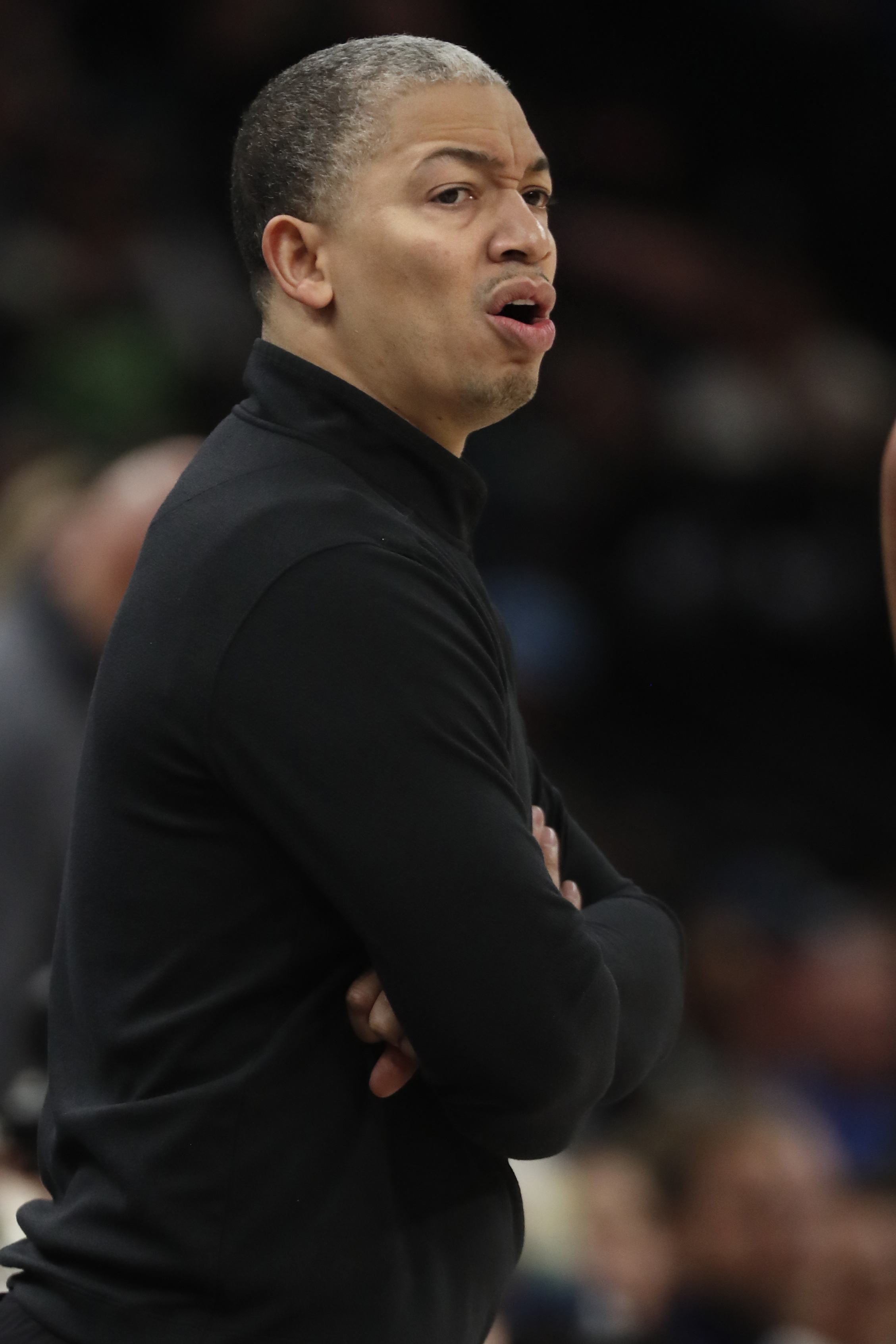 Anthony Edwards' 3rd-quarter burst fuels Wolves past Clippers | Reuters