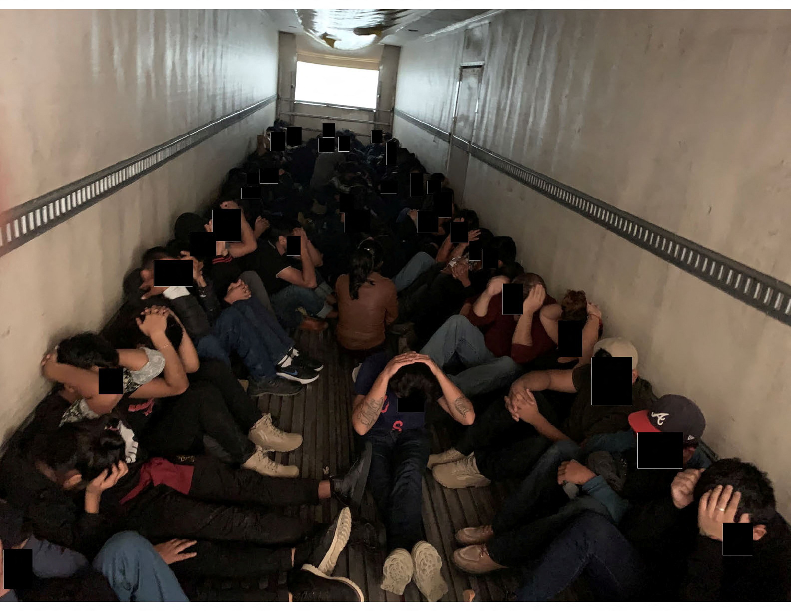 Smugglers put migrants in suitcases, empty water tanks, U.S ...