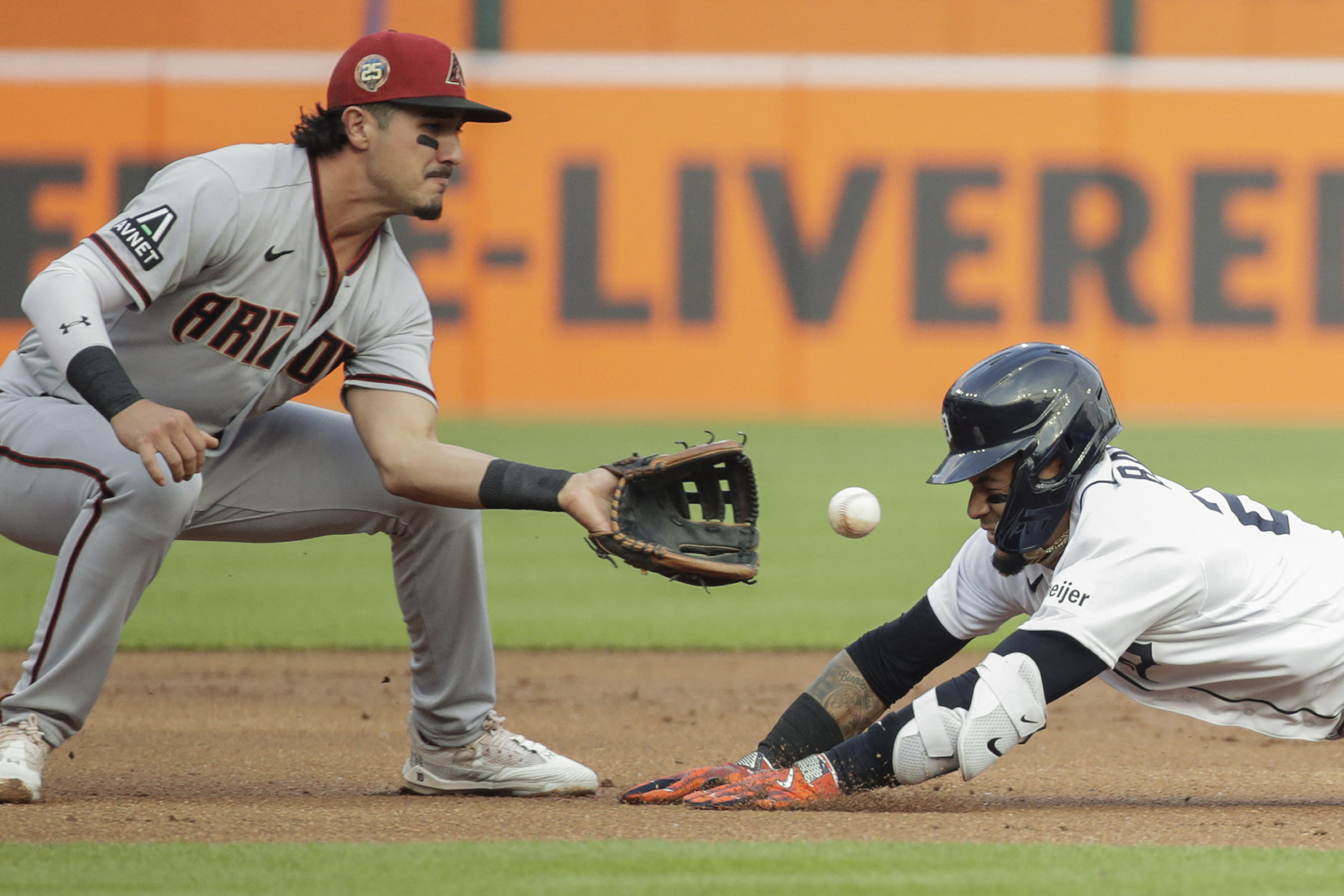 Corbin Carroll slams Diamondbacks past Tigers | Reuters