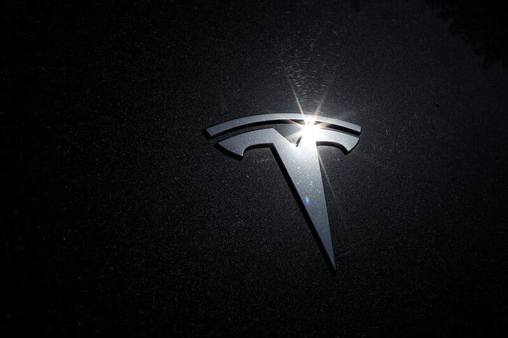 US judge says Tesla privacy case belongs in arbitration, not court ...