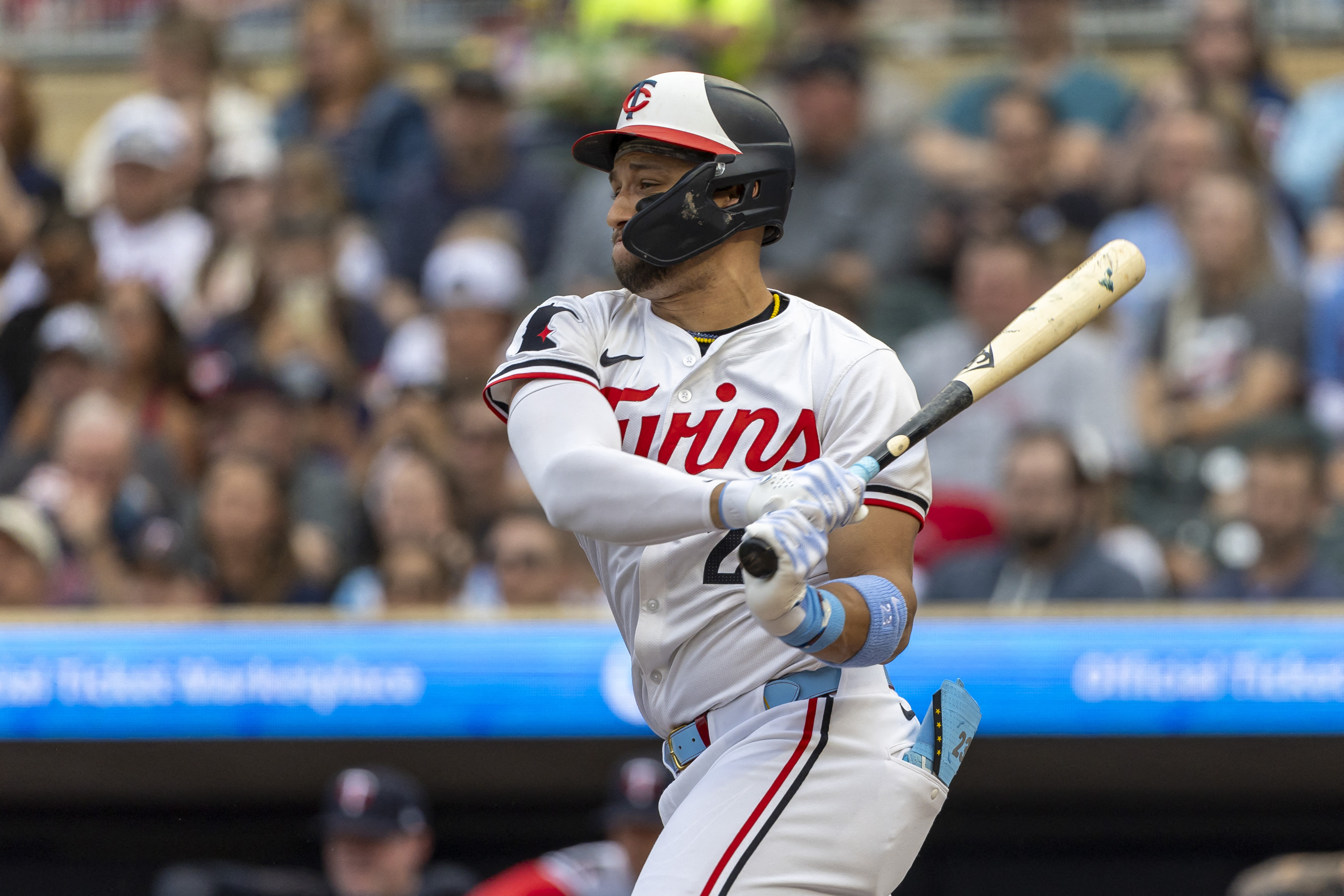 Rays top Twins thanks to throwing error in 10th | Reuters