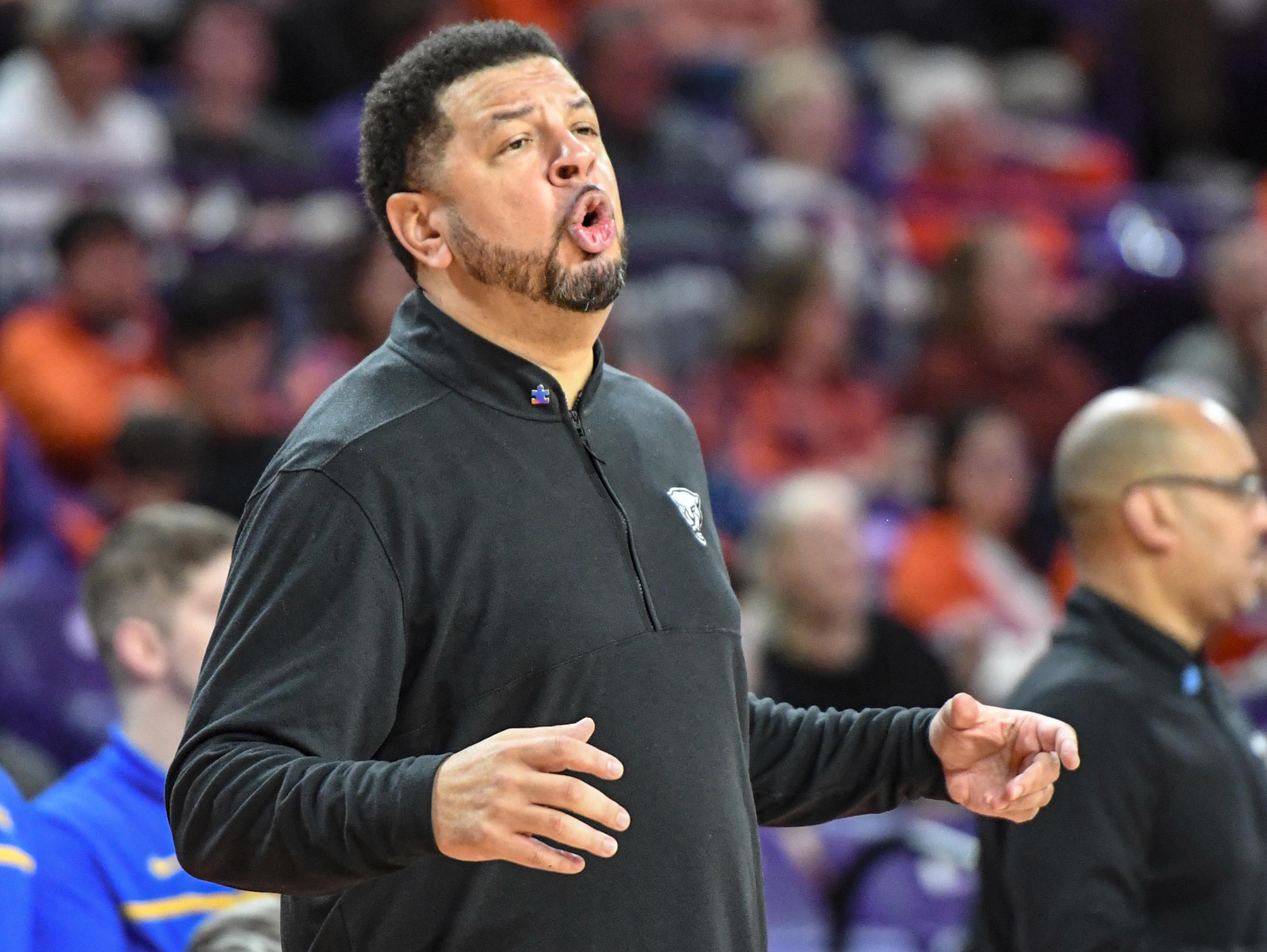 Ian Schieffelin powers Clemson past Pitt | Reuters