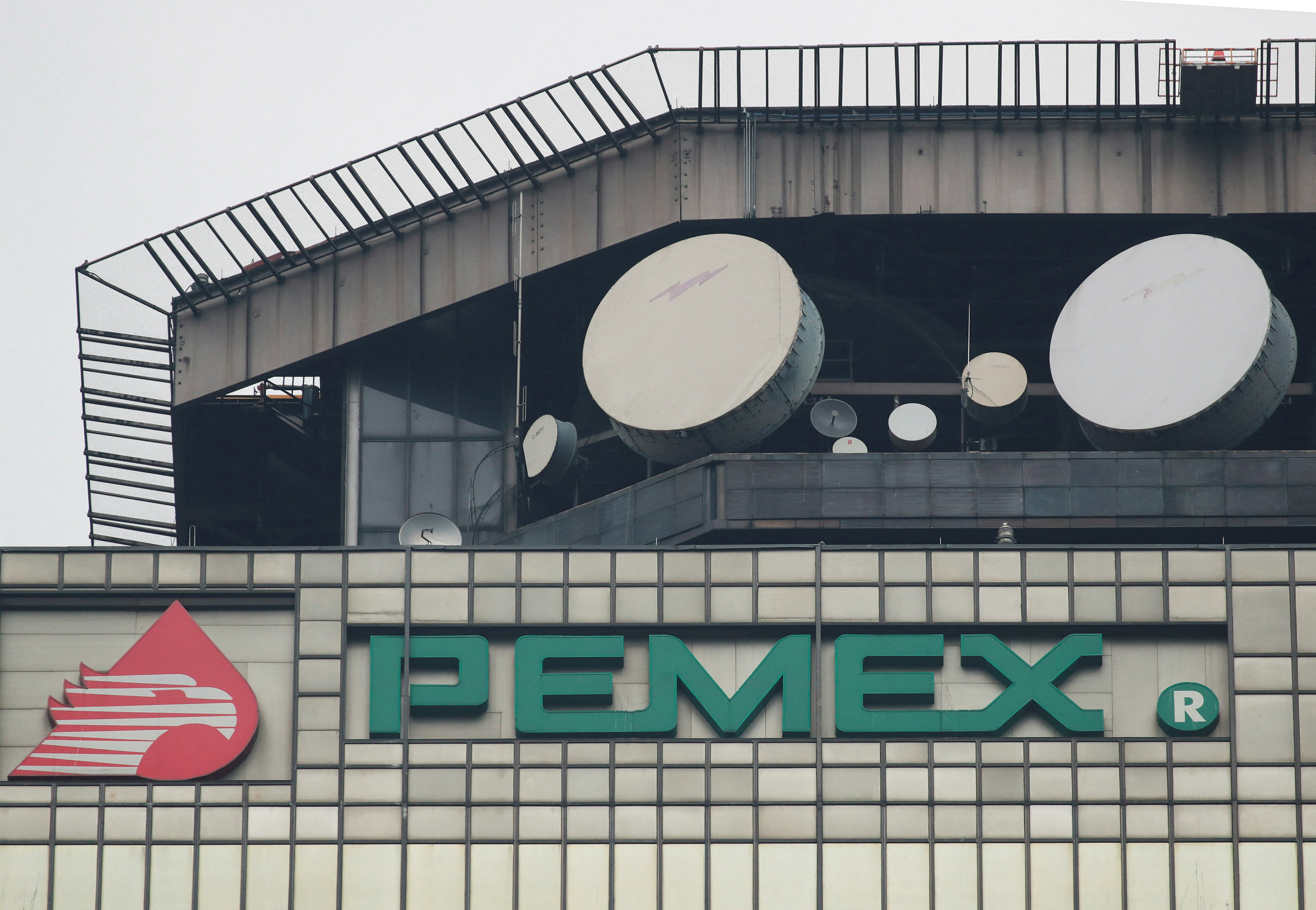 Exclusive: Mexico president's 'dream' Pemex refinery hits another delay ...