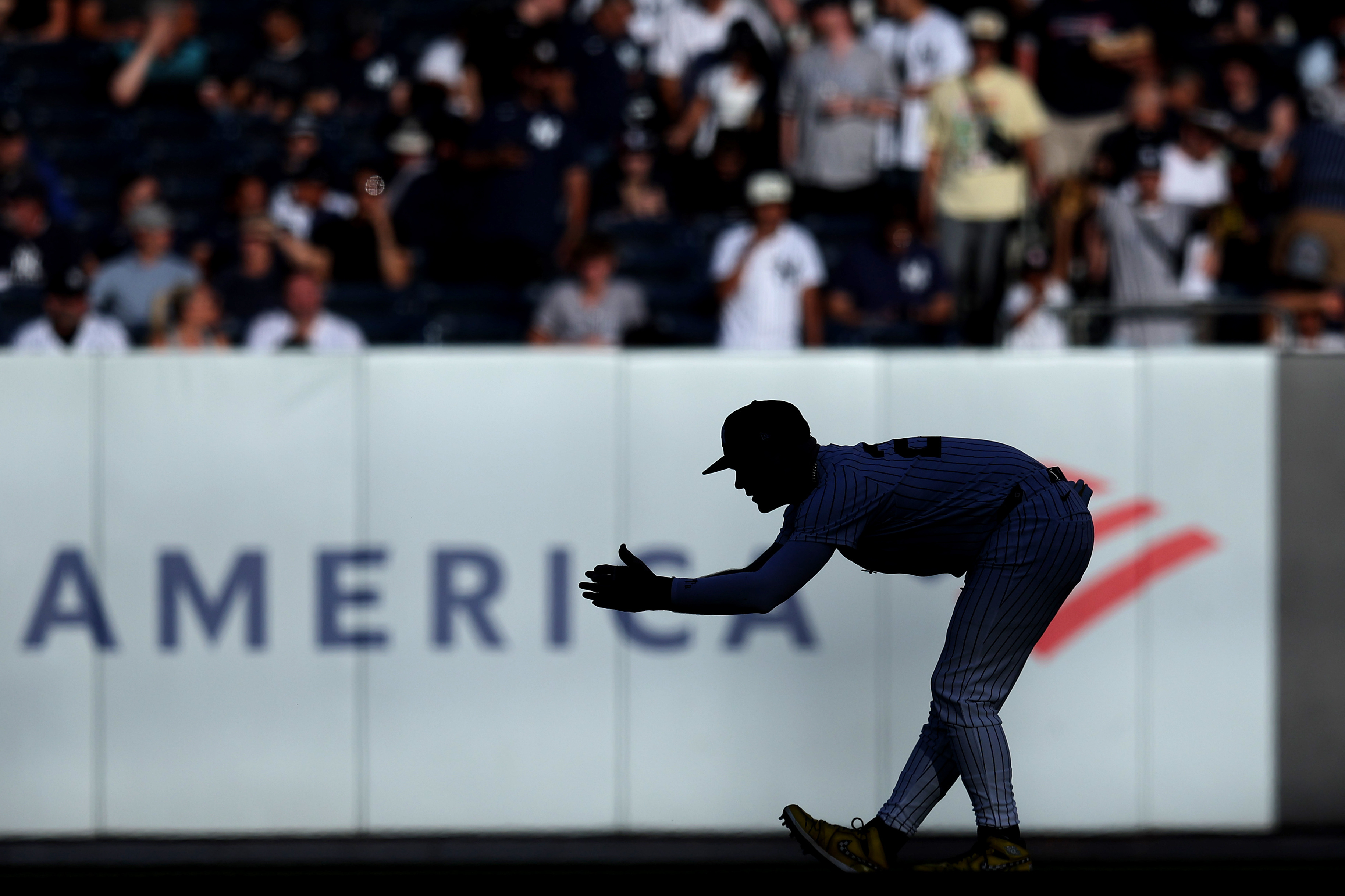 Timely homers help Yankees avoid sweep vs. Dodgers | Reuters