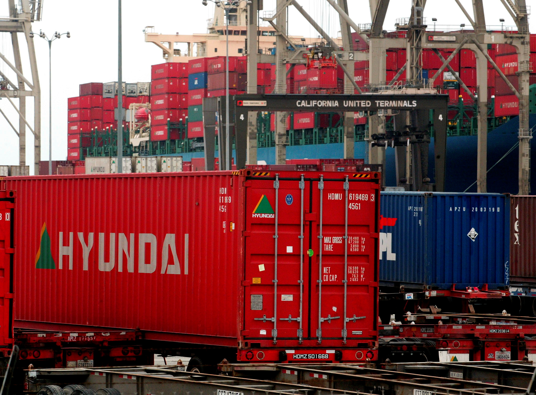 U.S. regulator expects to find abuses in shipping amid supply chain ...