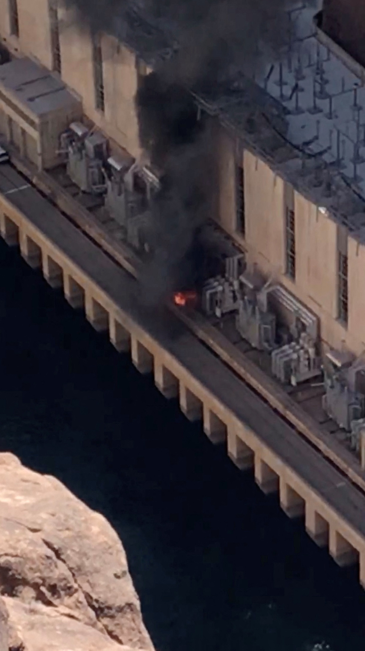 Hoover Dam transformer fire put out without interruption to power grid ...