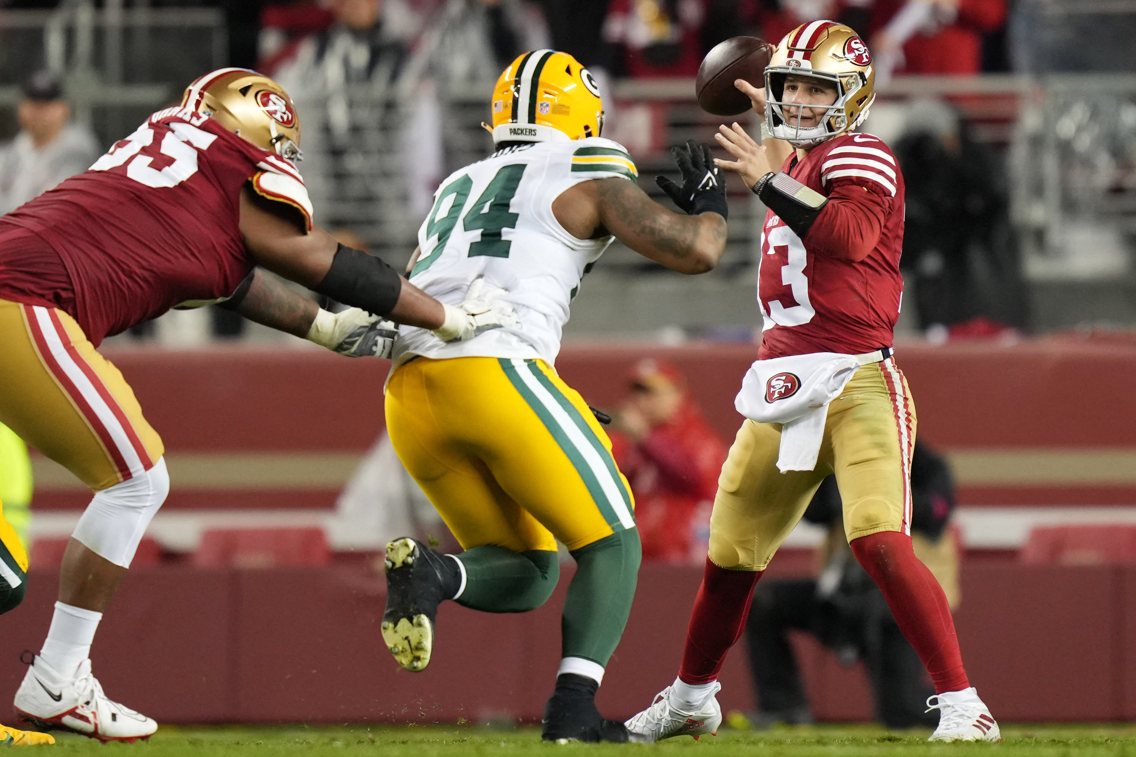 49ers storm past Packers, reach third straight NFC title game | Reuters