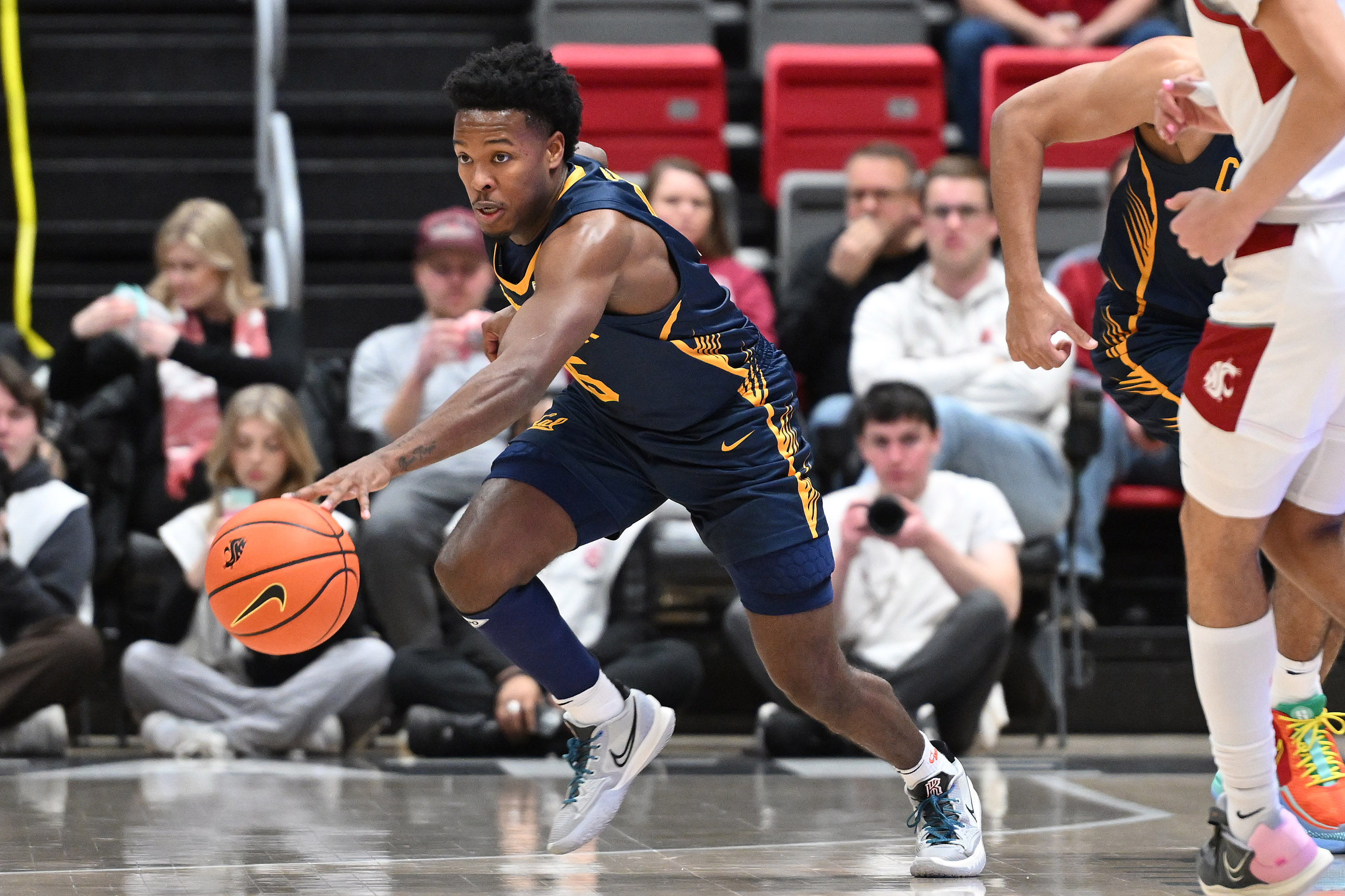 Myles Rice pours in 25 as Wazzu thumps Cal | Reuters