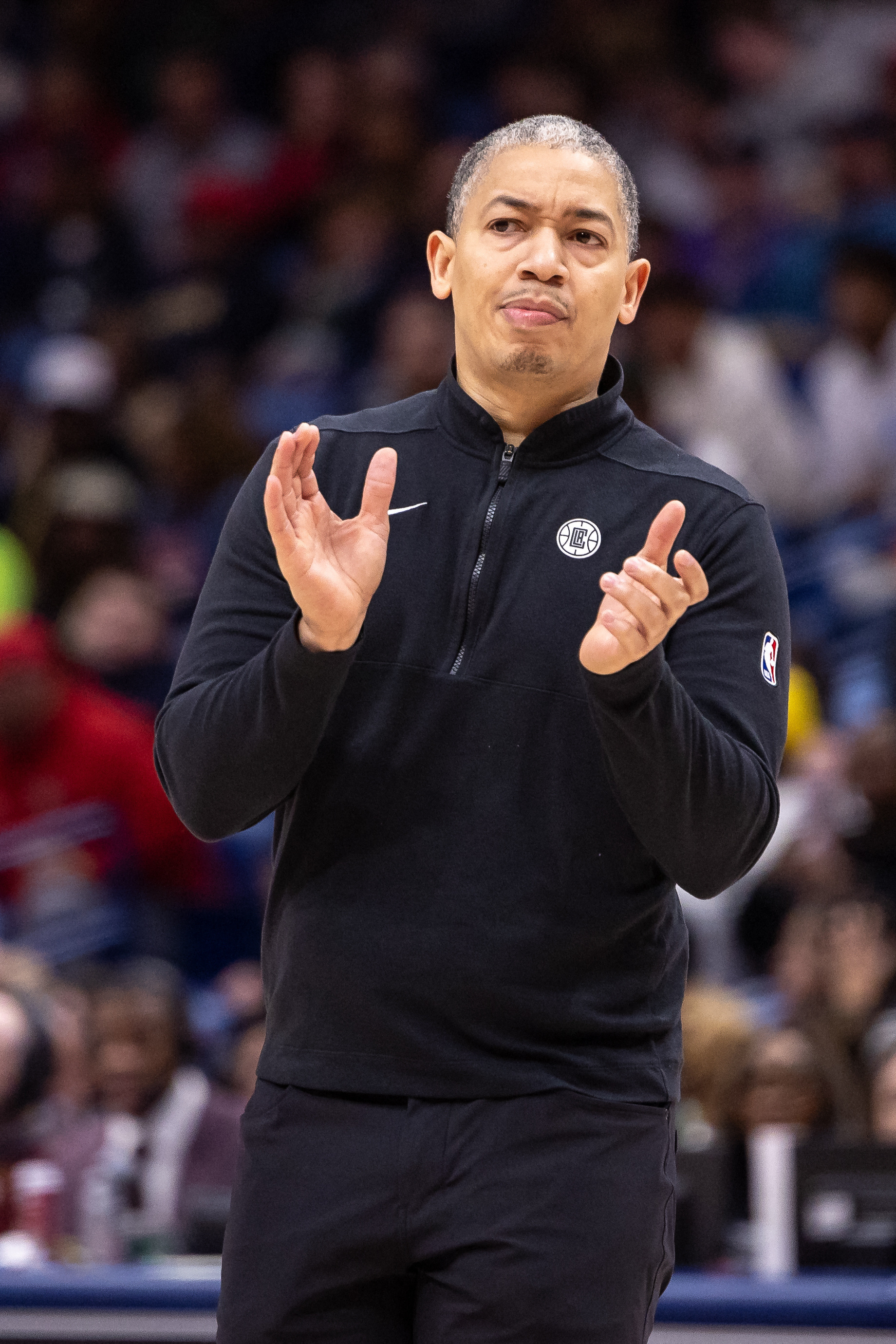 Clippers run win streak to five by beating Pelicans | Reuters