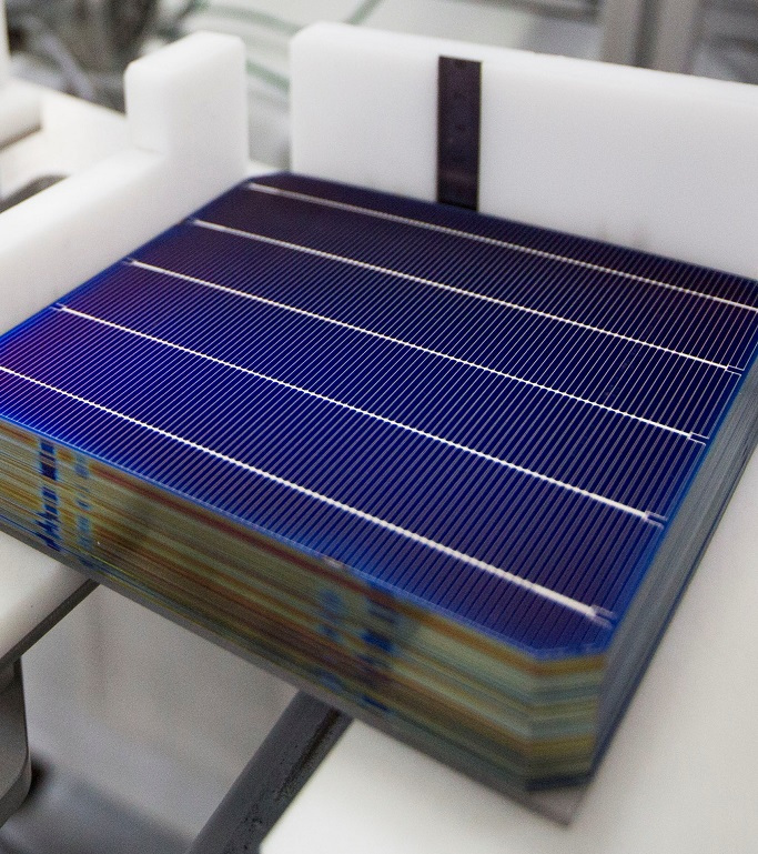 Europe's solar dash quickens prospect of new cell technologies | Reuters