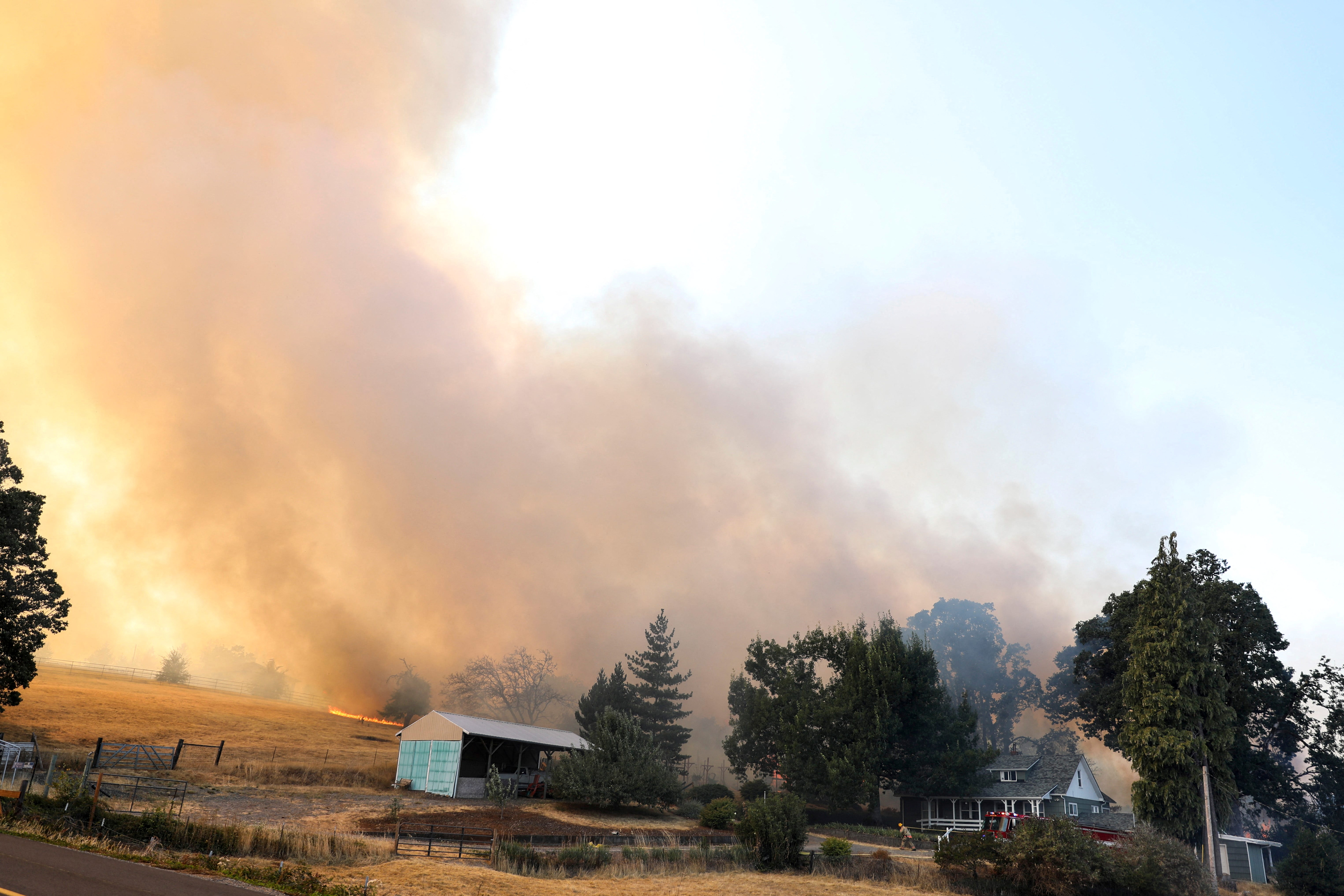 Evacuation order lifted for wildfire near Salem, Oregon | Reuters