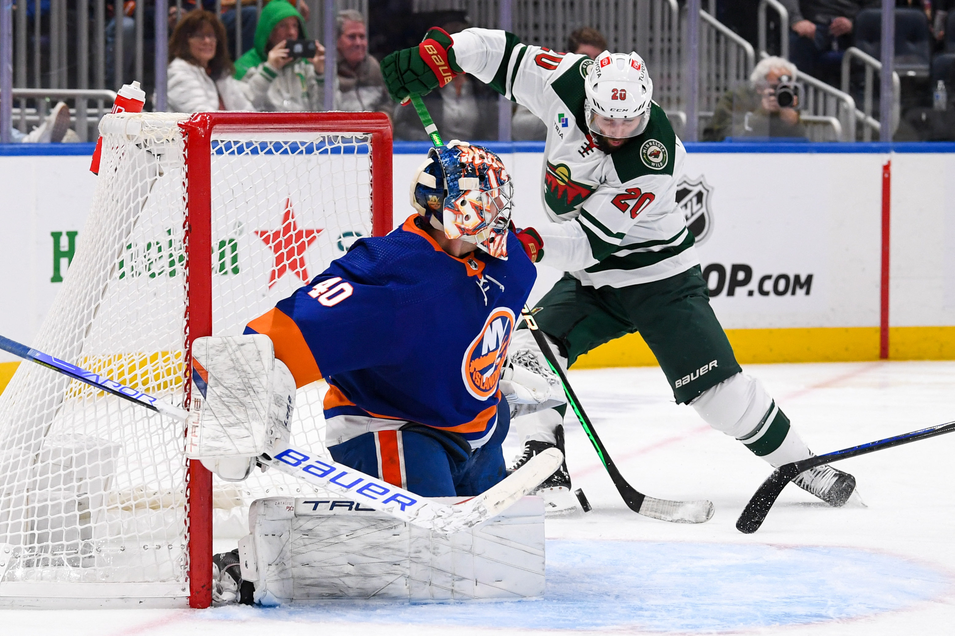 Wild beat Islanders for 2nd straight win | Reuters