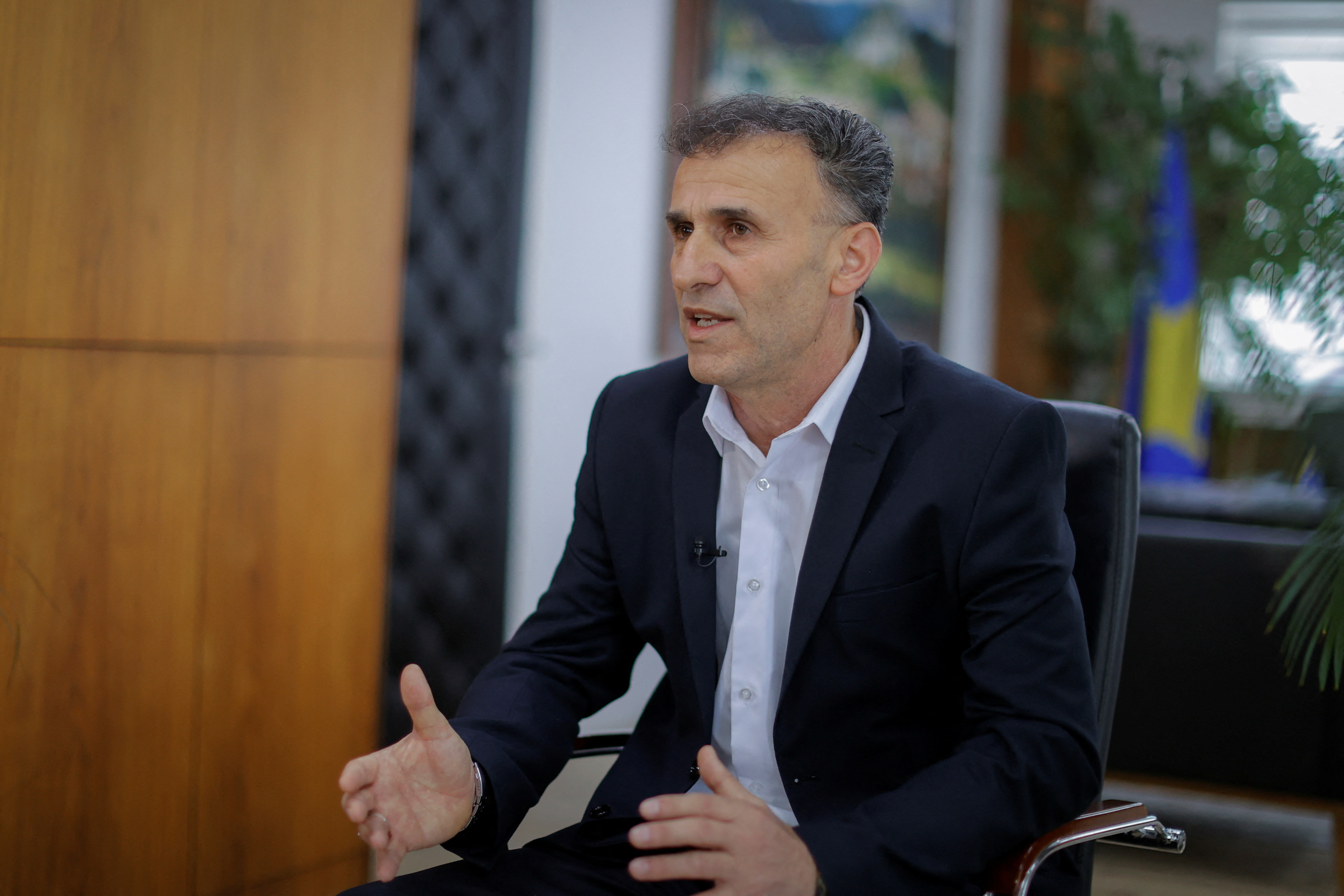 Small-town mayor is caught in north Kosovo tensions | Reuters