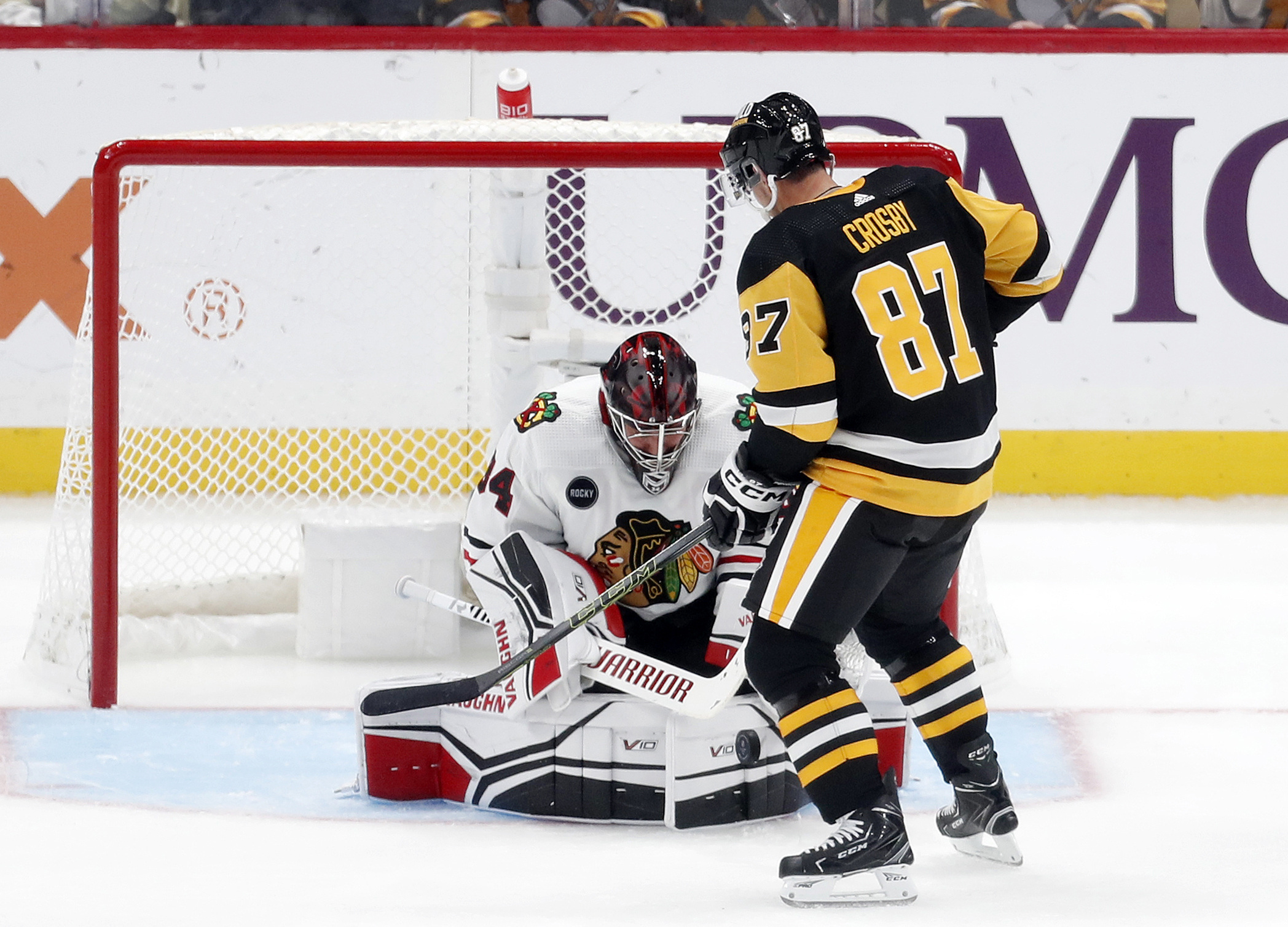Blackhawks double up Penguins in Connor Bedard's NHL debut | Reuters