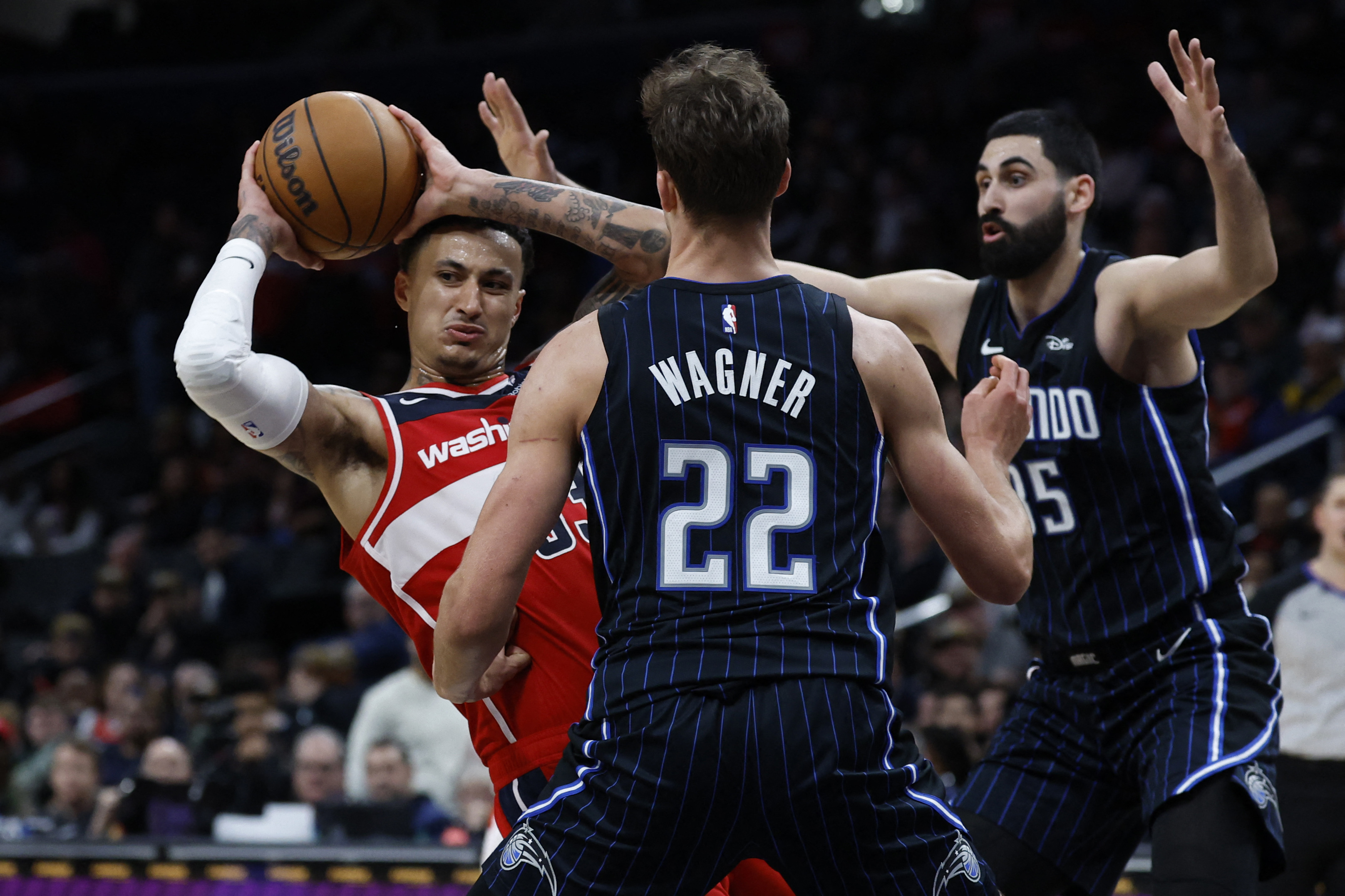 Magic mount ferocious rally, hand Wizards 16th straight loss | Reuters