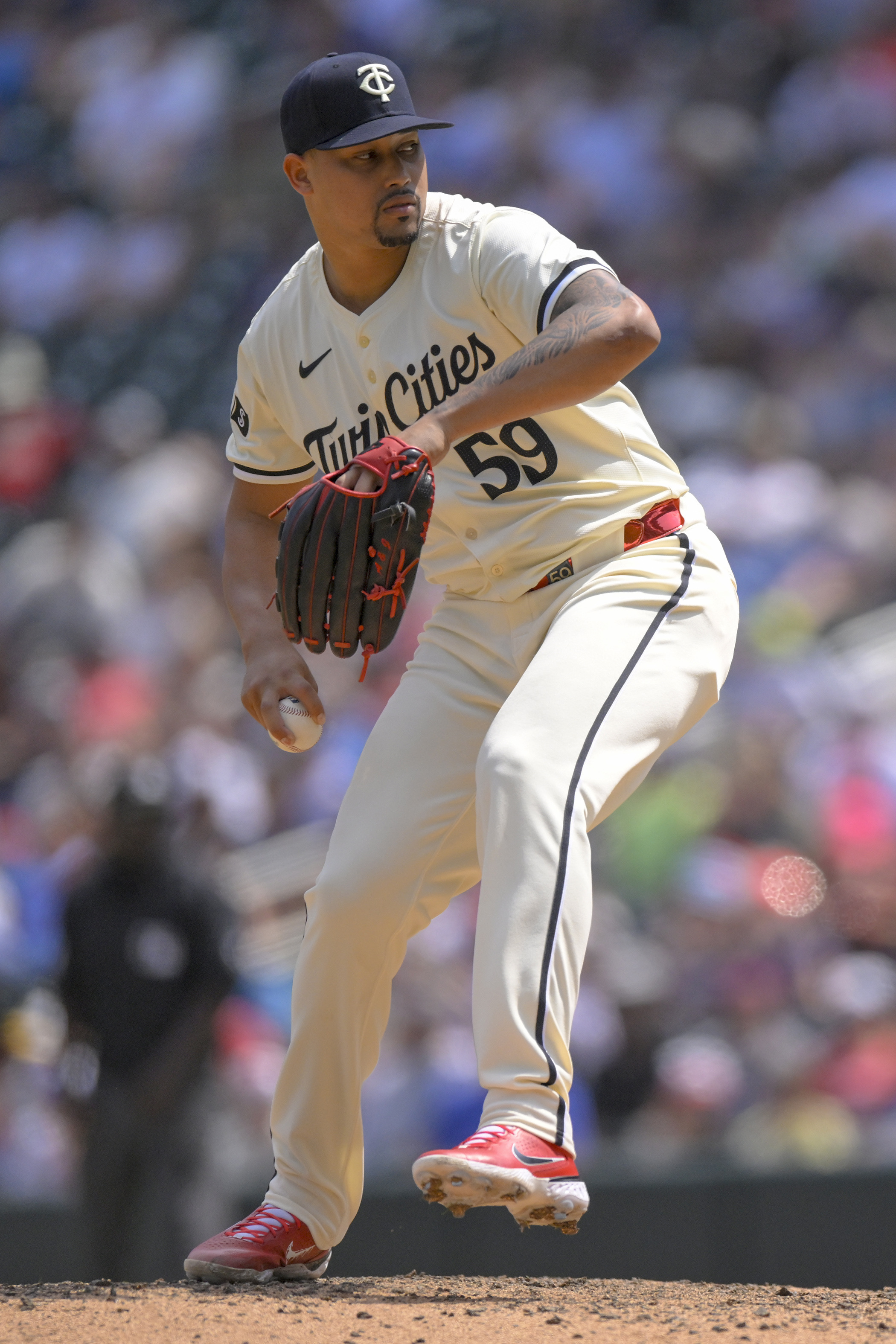 Max Kepler's winning hit allows Twins to silence Phillies | Reuters