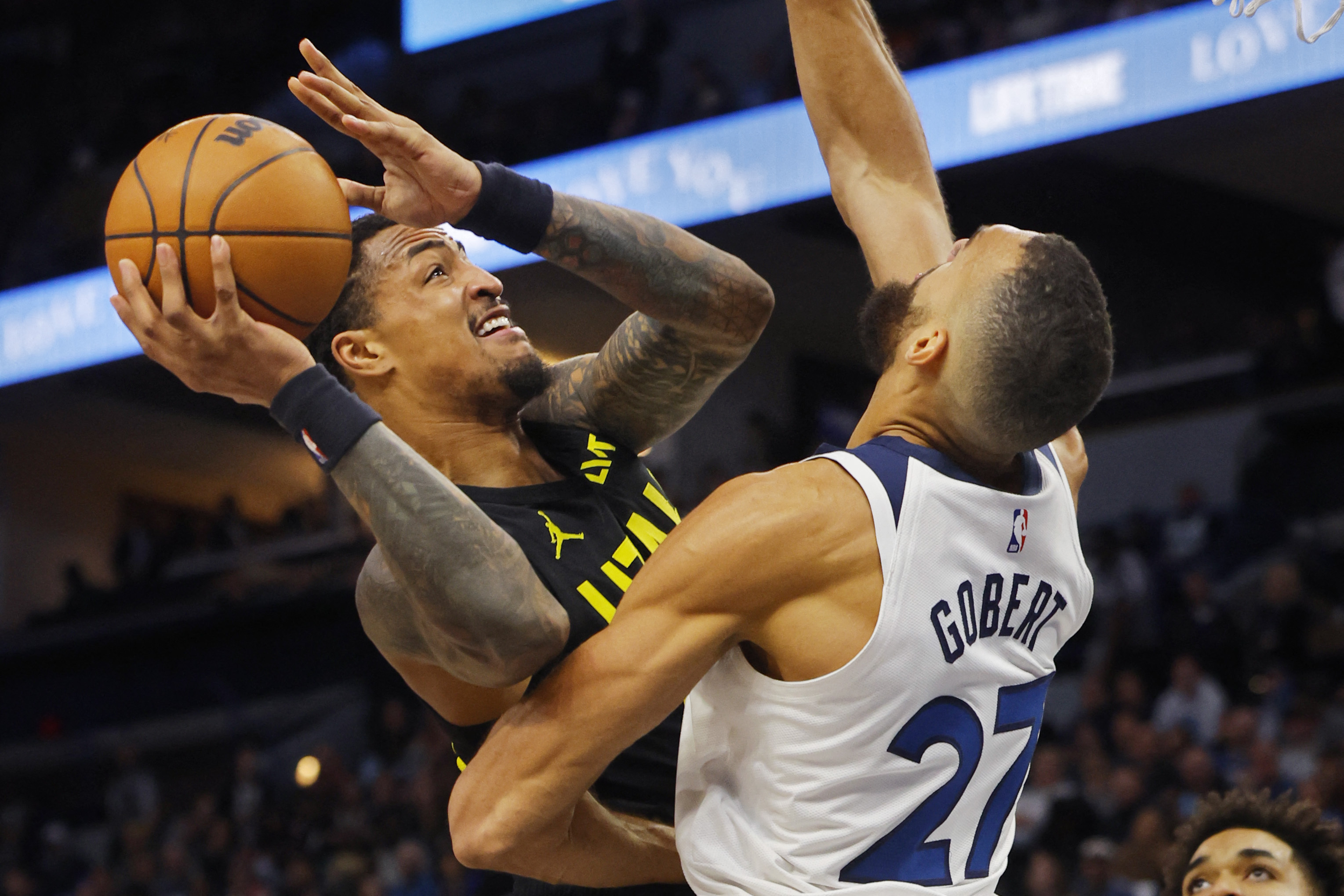 Wolves' third-quarter surge sends Jazz to defeat | Reuters