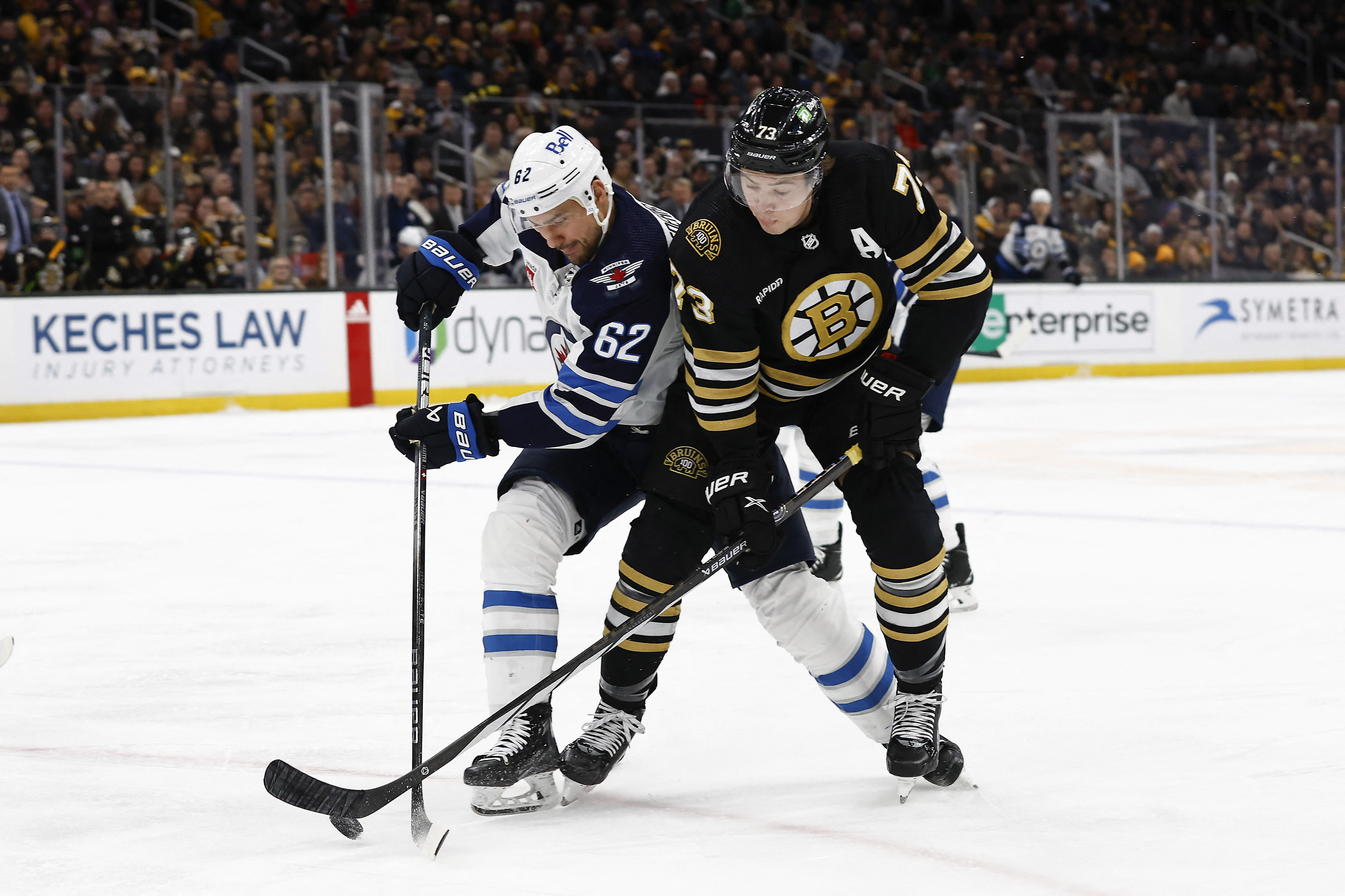 Streaking Bruins pull away for victory over Jets | Reuters